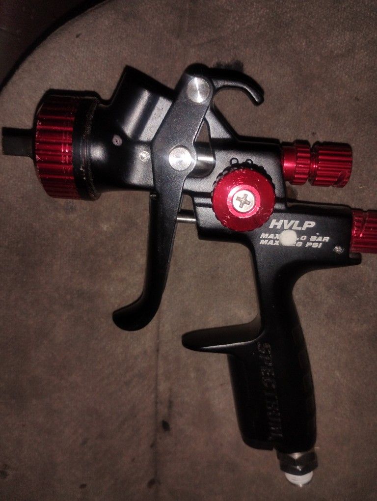Black Widow by Spectrum Professional HVLP Gravity-Feed Spray Gun with ...