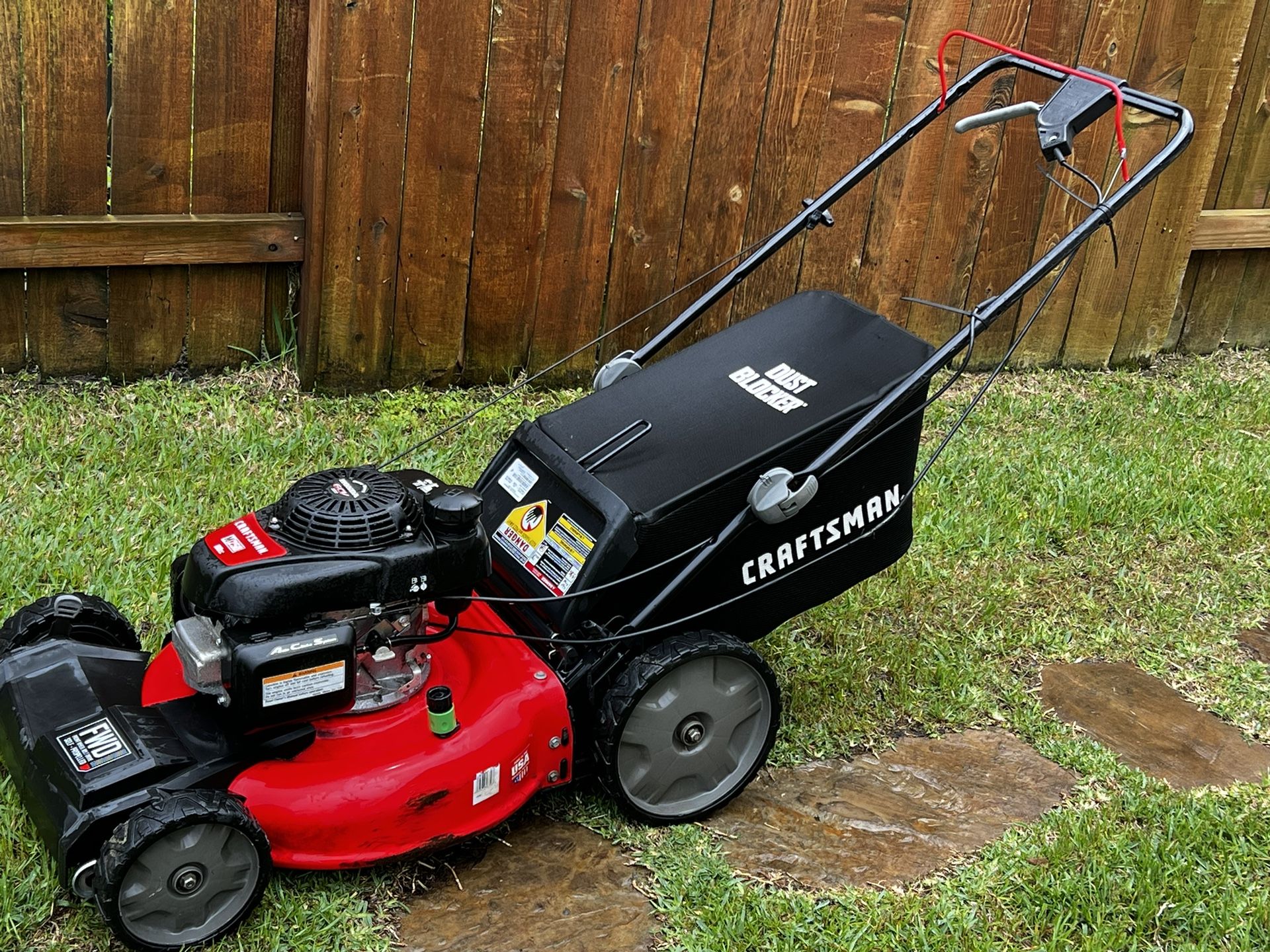 Craftsman Self Propelled Lawnmower for Sale in Houston, TX - OfferUp
