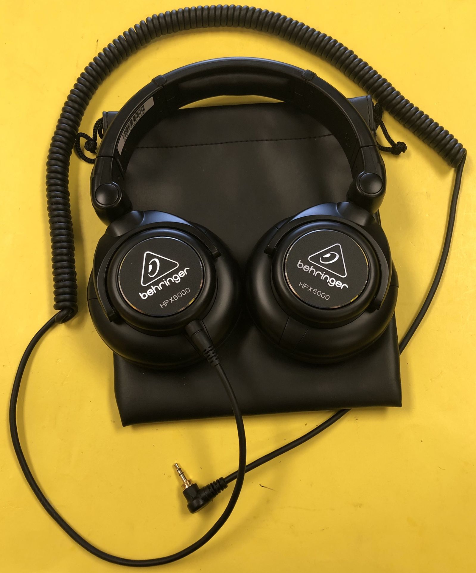 Studio Headphones Behringer HPX6000 Headphones - What To Know & Where ...