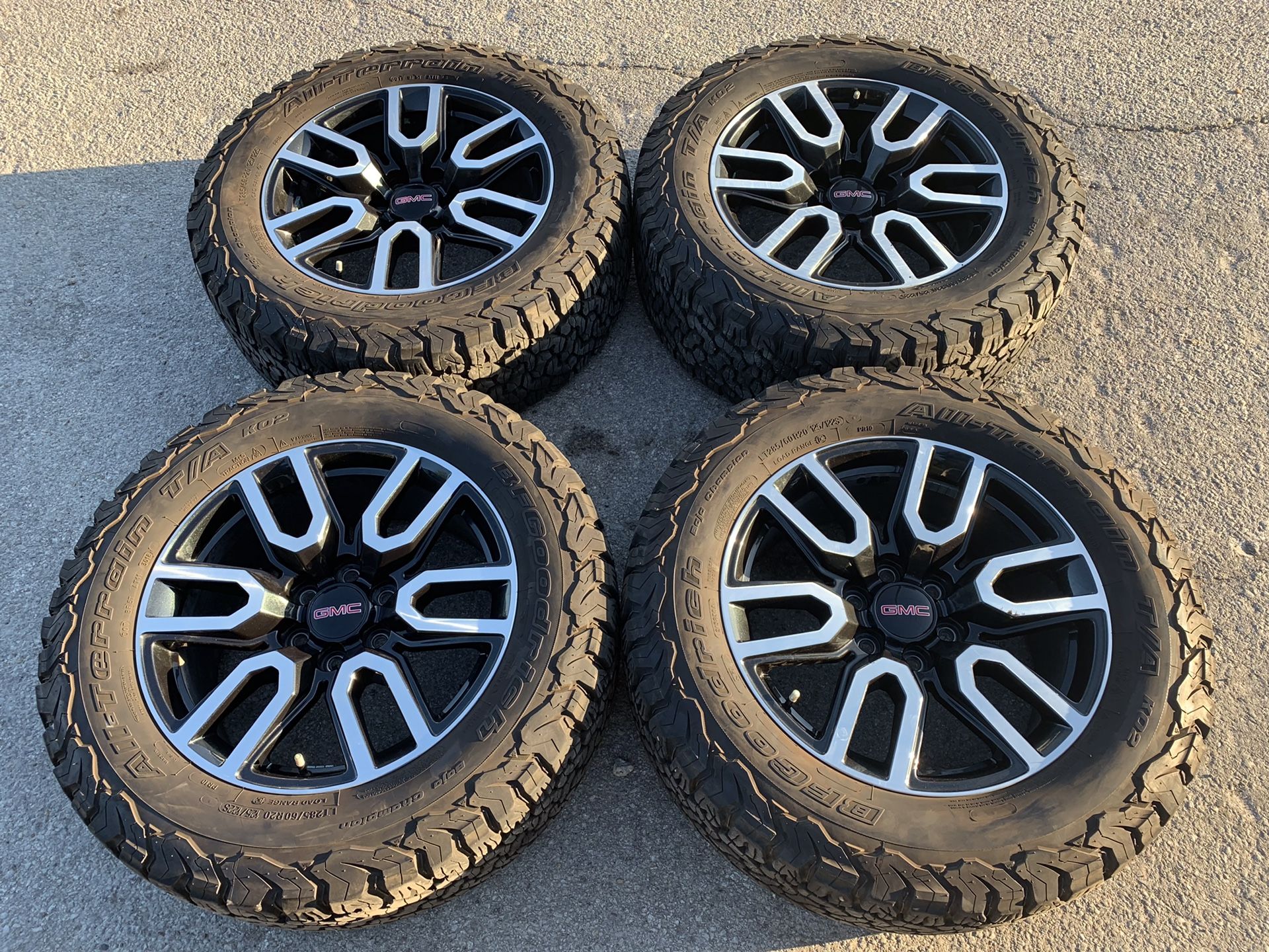 Like New 20” GMC / Chevy AT4 Rims and BFGOODRICH All Terrian Ko2 tires ...
