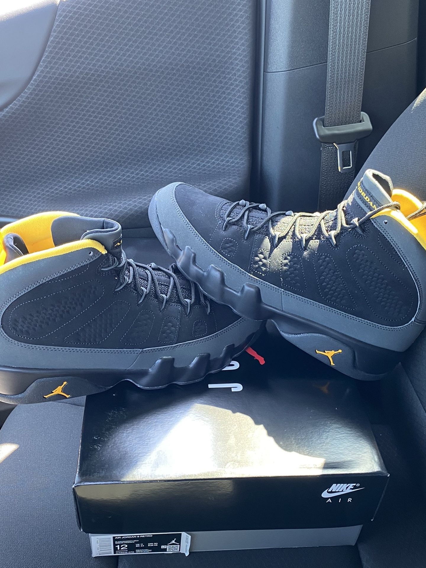 Jordan 9 Gold University
