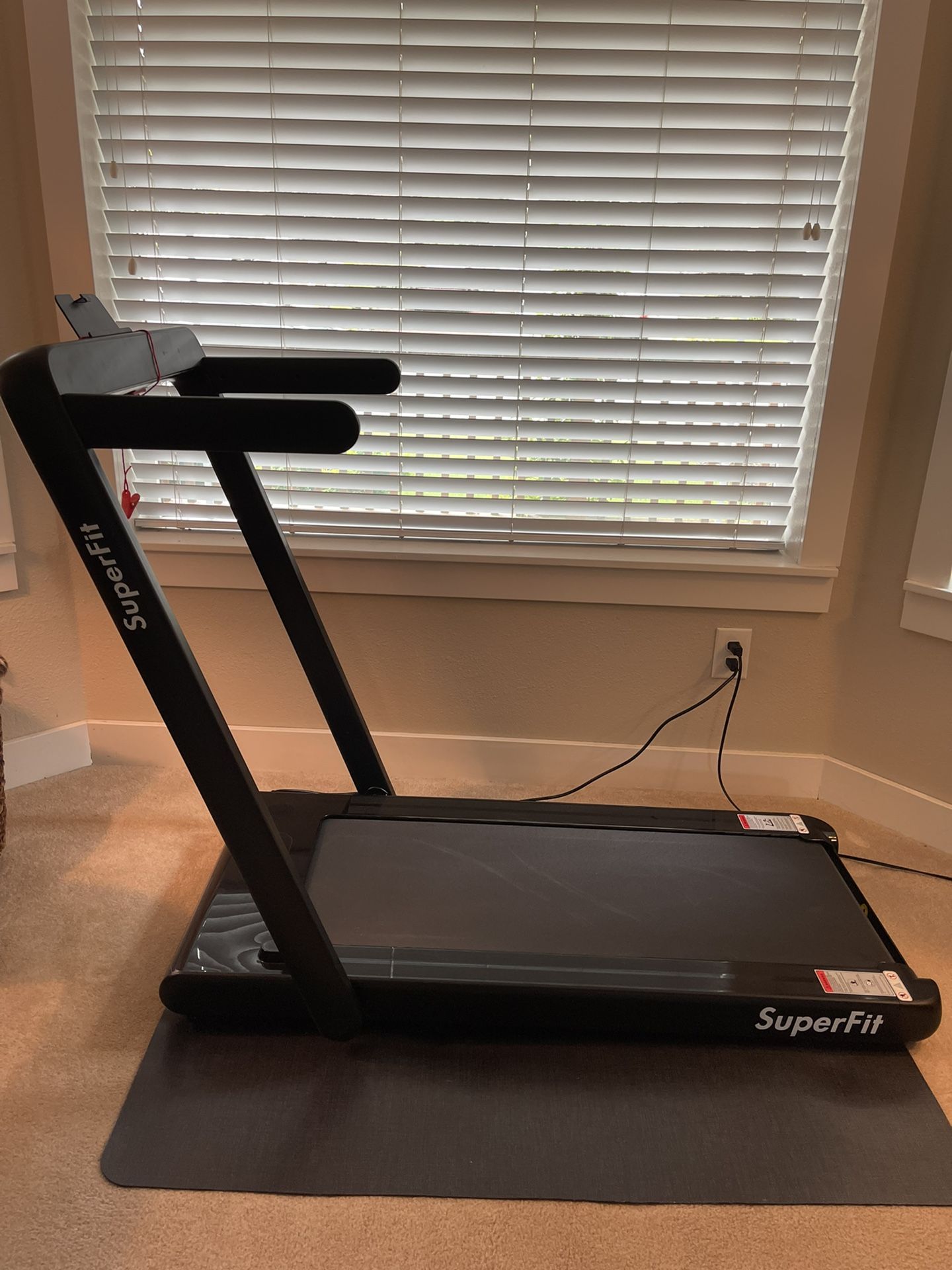 SuperFit Foldable Treadmill for Sale in Puyallup, WA - OfferUp