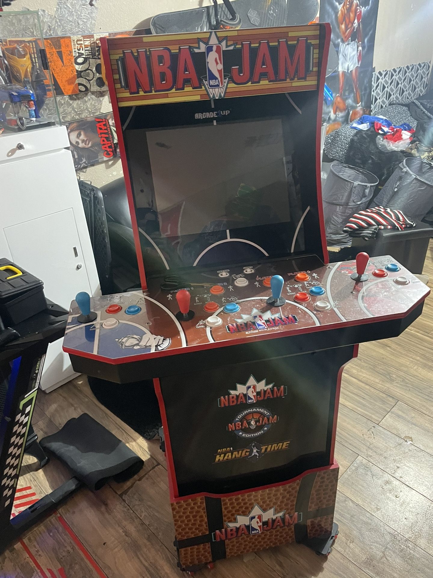 1 Up Arcade for Sale in Eatonville, WA - OfferUp