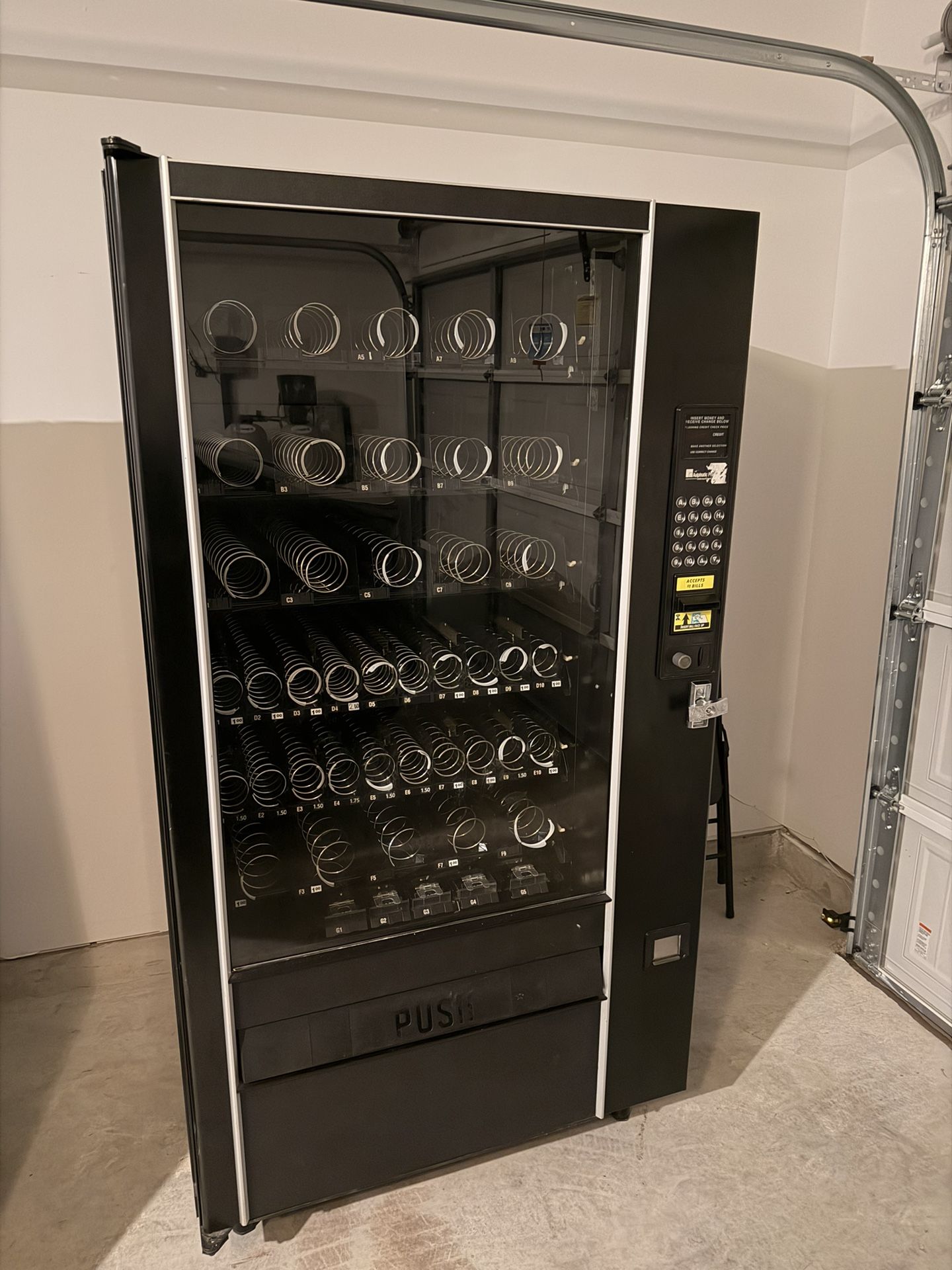Snack Vending Machine - No Location for Sale in Katy, TX - OfferUp