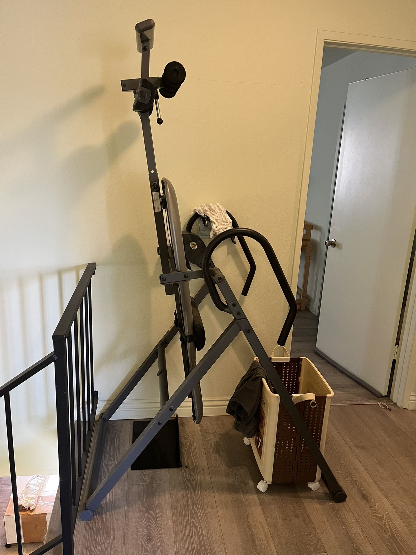 Home gym Machine for Sale in El Monte, CA - OfferUp