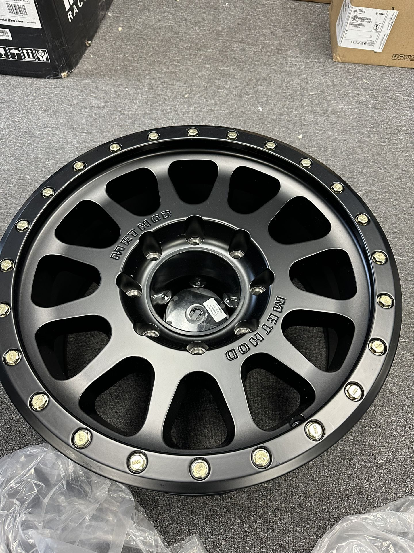 Method MR305 18x9 Offset +18 Bolt Pattern 8x180 for Sale in Irvine, CA ...