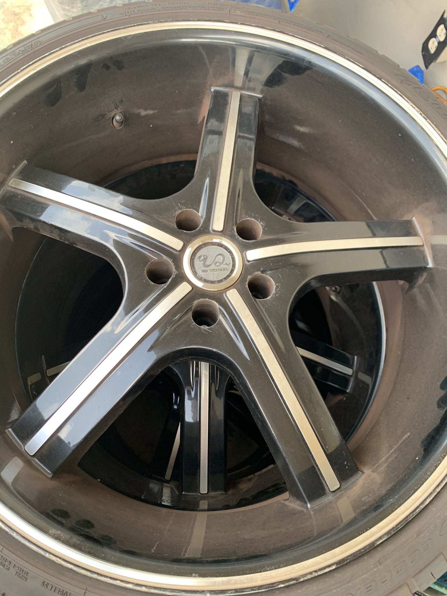 22 inch 5 star rims for a Chrysler 300 rims 5x139.7 bolt pattern for ...