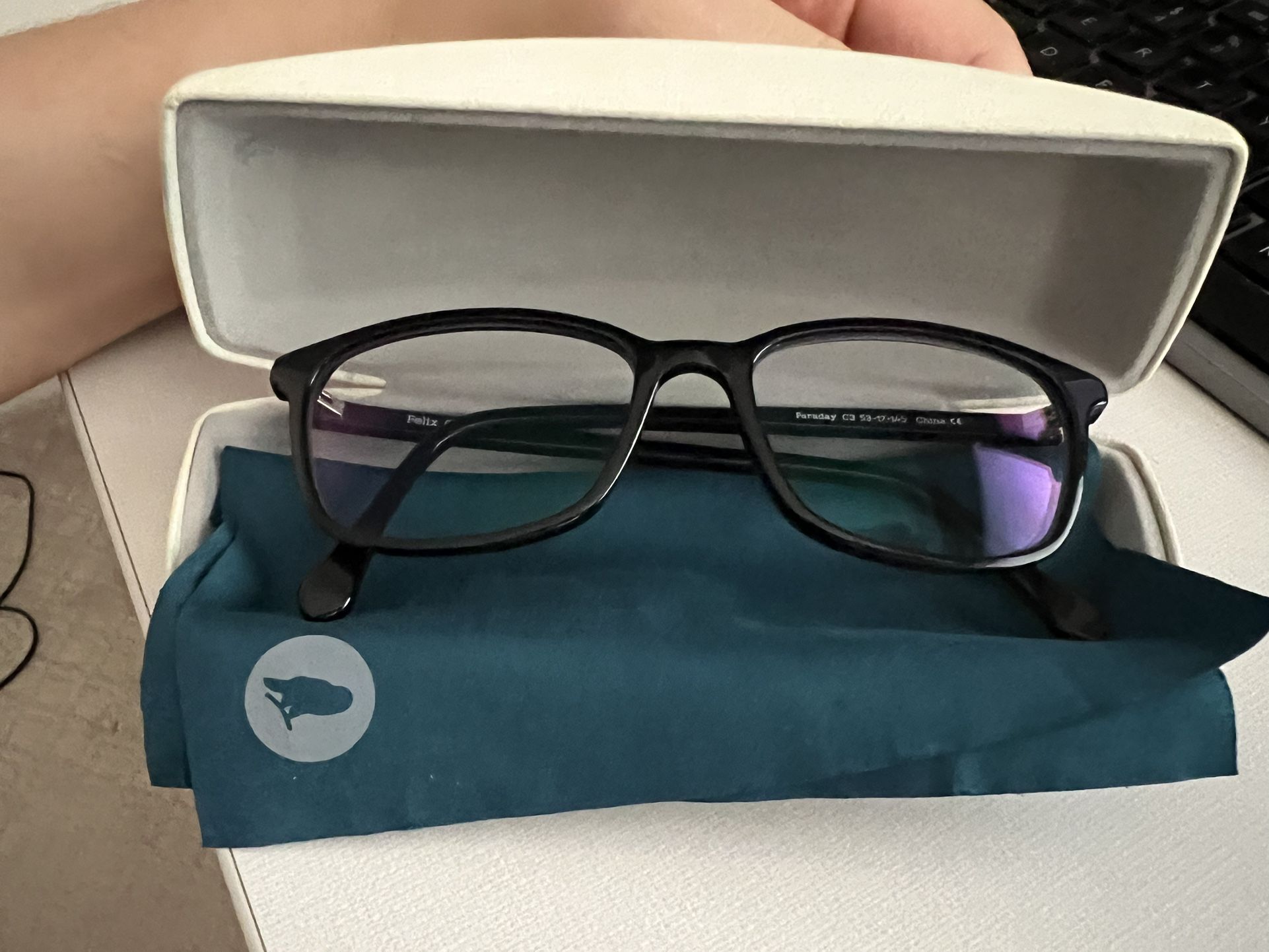 Felix Gray Faraday Blue Light Glasses for Sale in Concord, CA - OfferUp