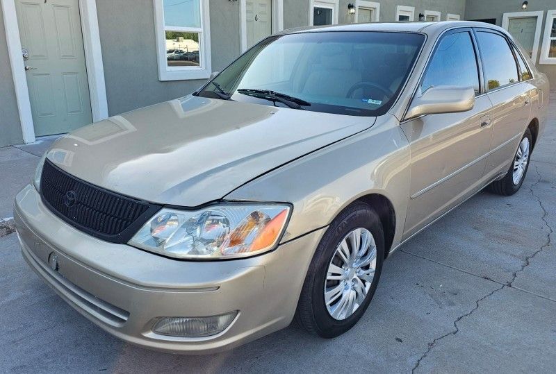 2001 TOYOTA AVALON XLS for Sale in Phoenix, AZ - OfferUp
