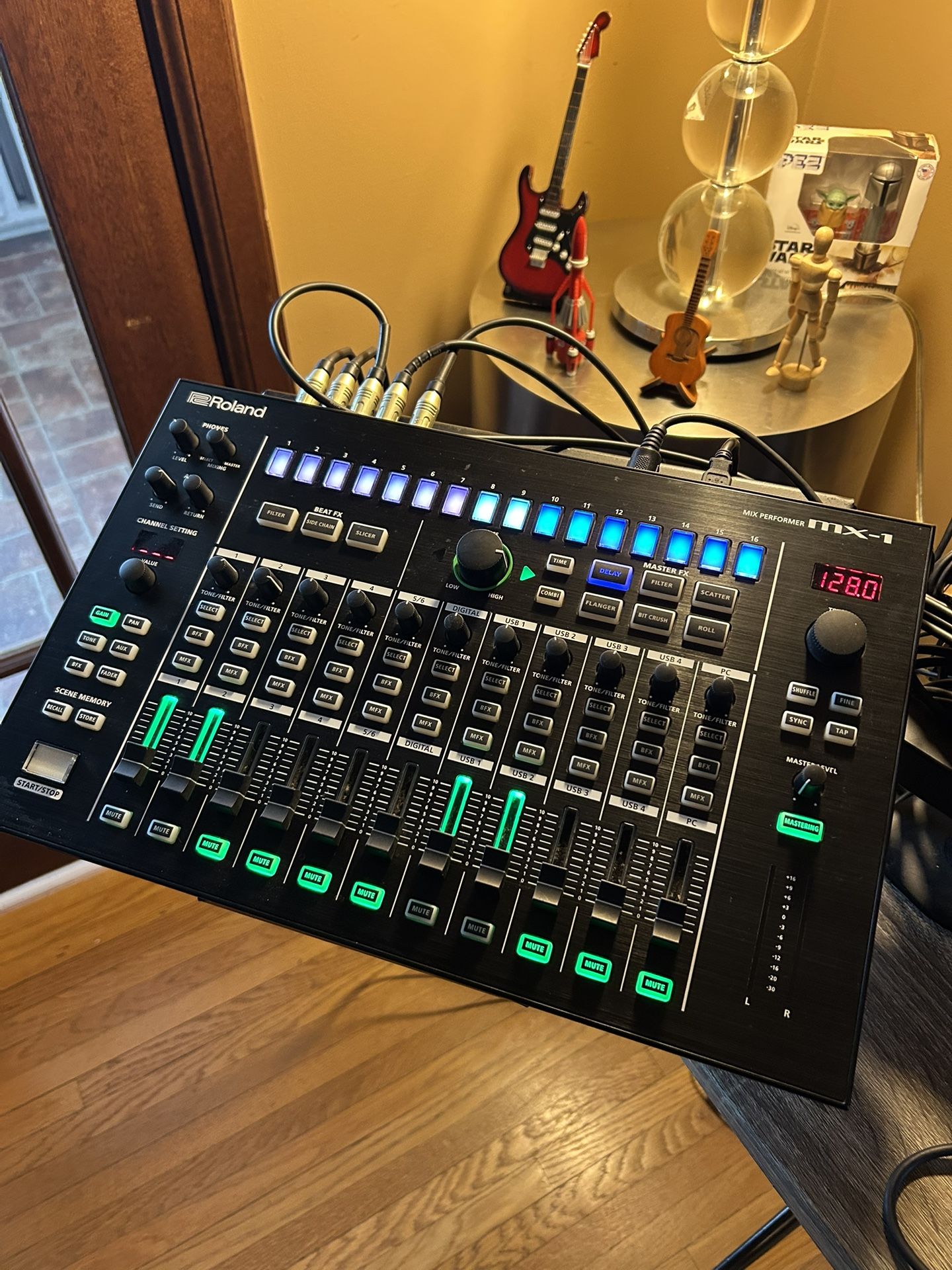 Roland MX1 Performance Mixer for Sale in San Diego, CA - OfferUp