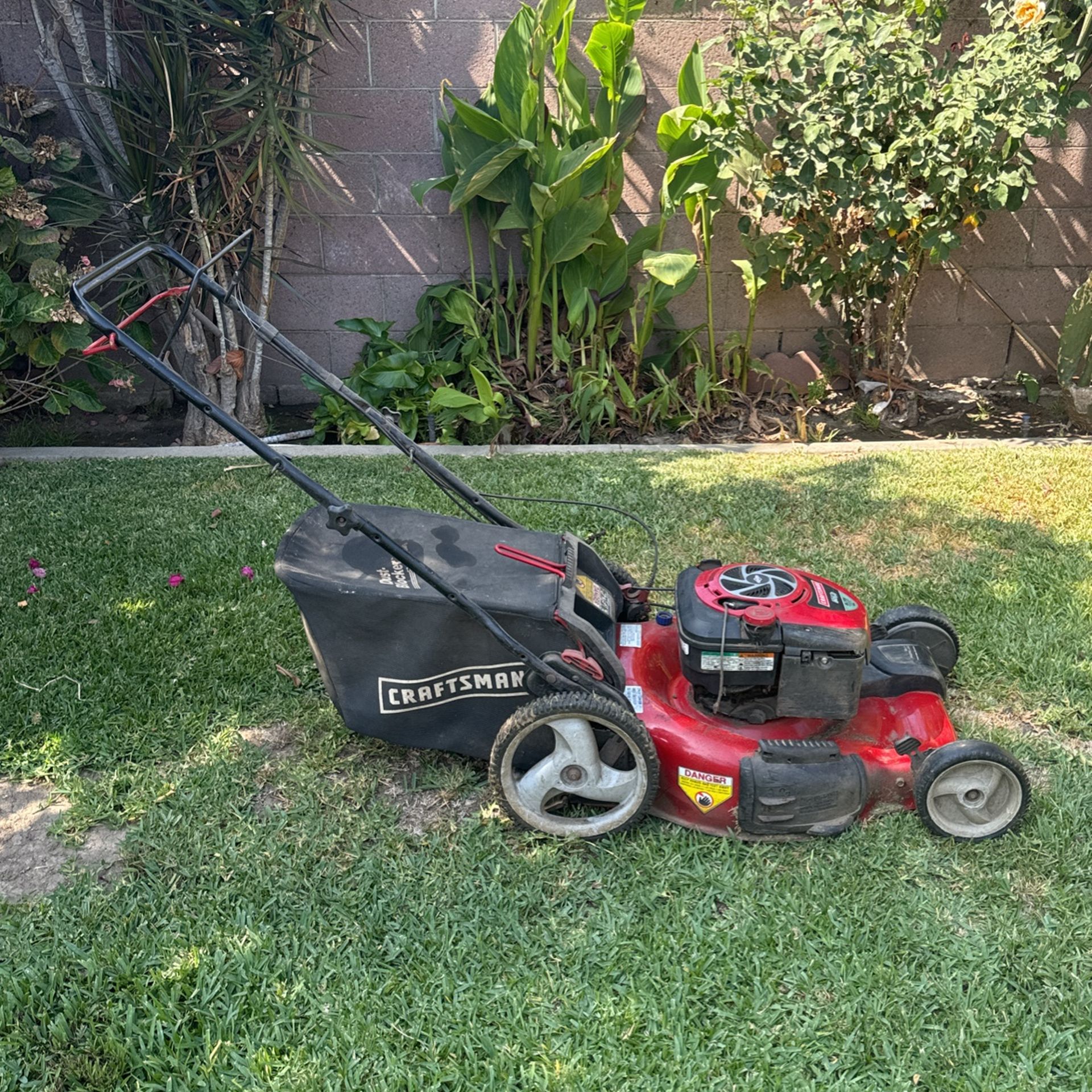 Used Craftsman 6.75 190cc Self Propelled Lawn Mower Lawn Garden Lawn Garden