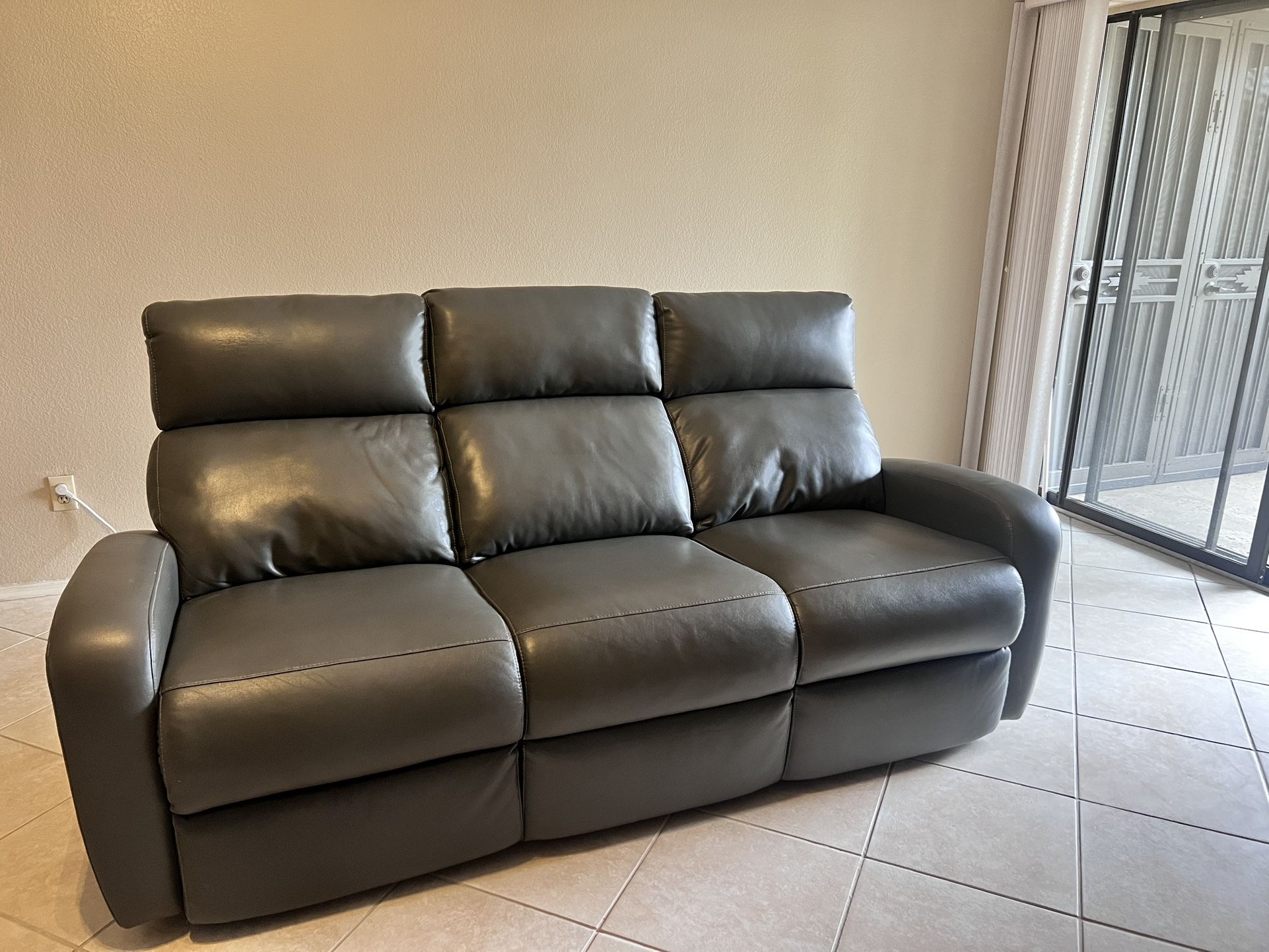 Stadium Couch for Sale in Scottsdale, AZ - OfferUp