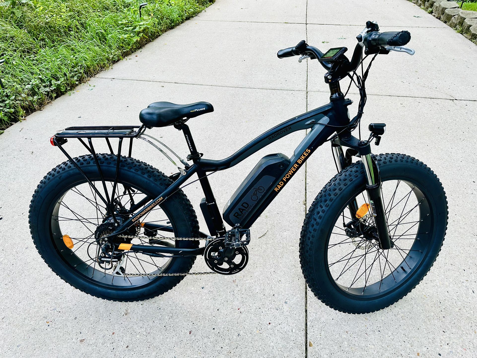 Rad Power Bikes Radrover 5 Fat Tire Electric Bike for Sale in ...