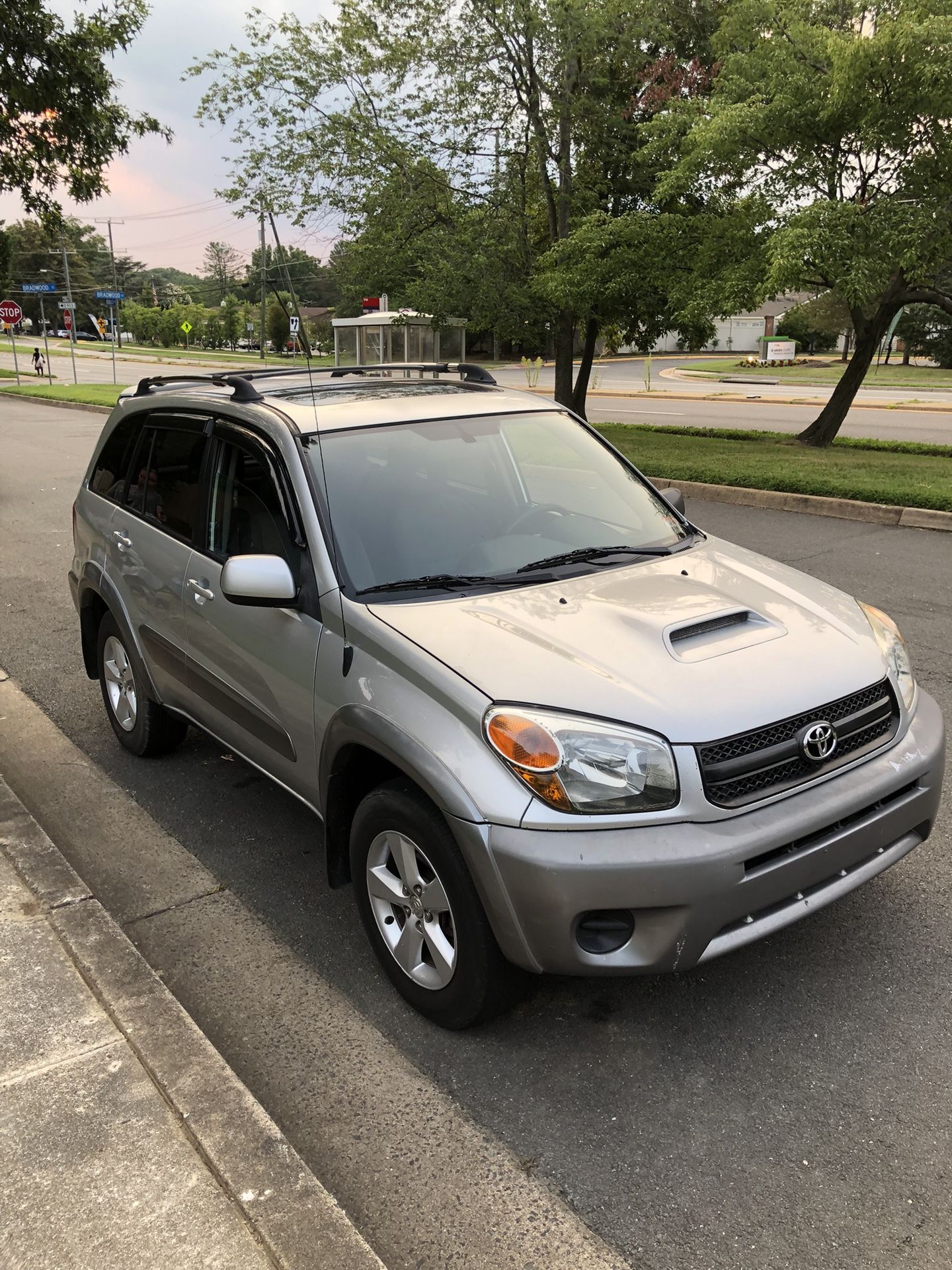 2004 Toyota Rav4 for Sale in North Springfield, VA - OfferUp