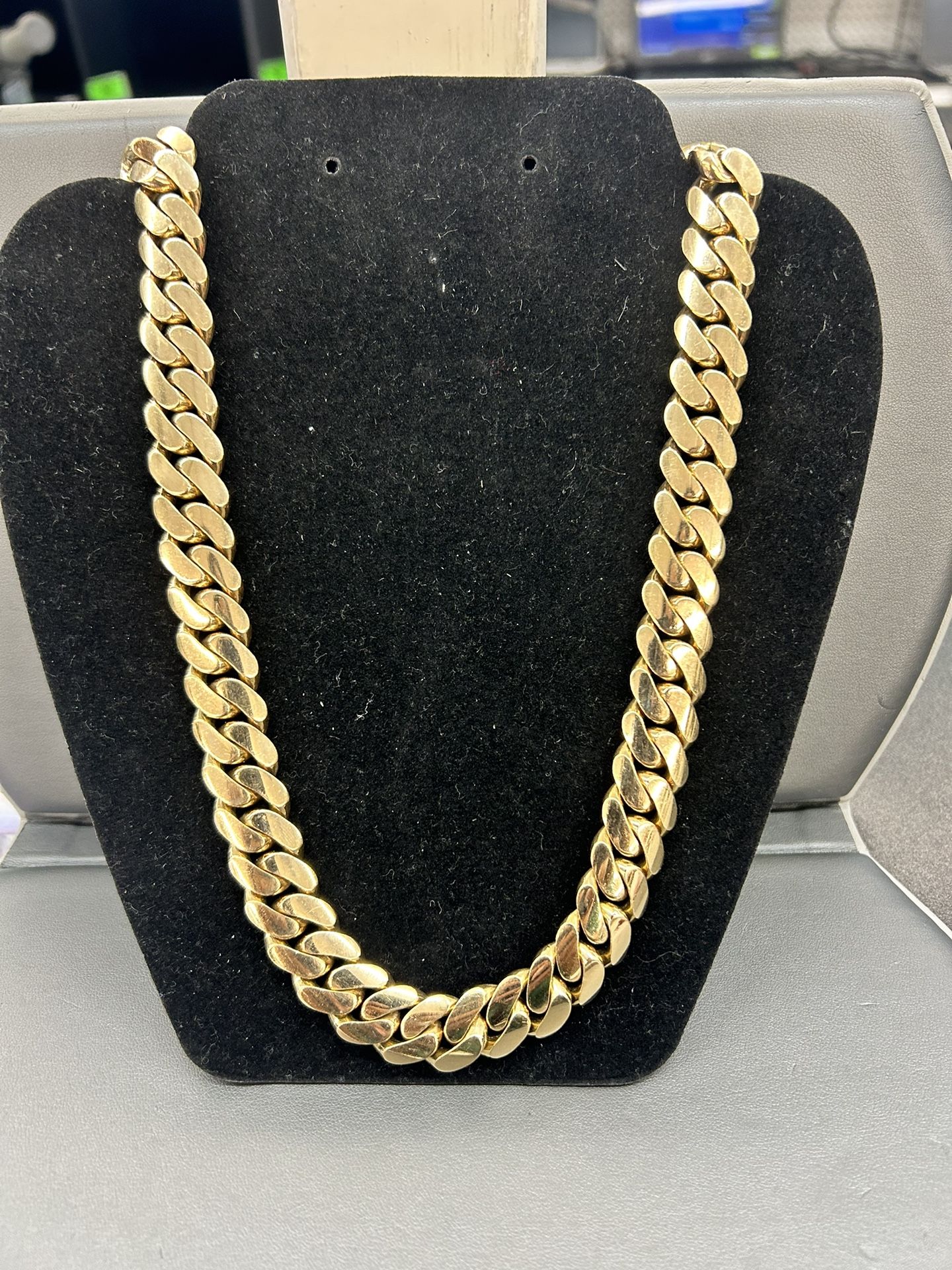 10k Cuban Link Chain for Sale in Azalea Park, FL - OfferUp