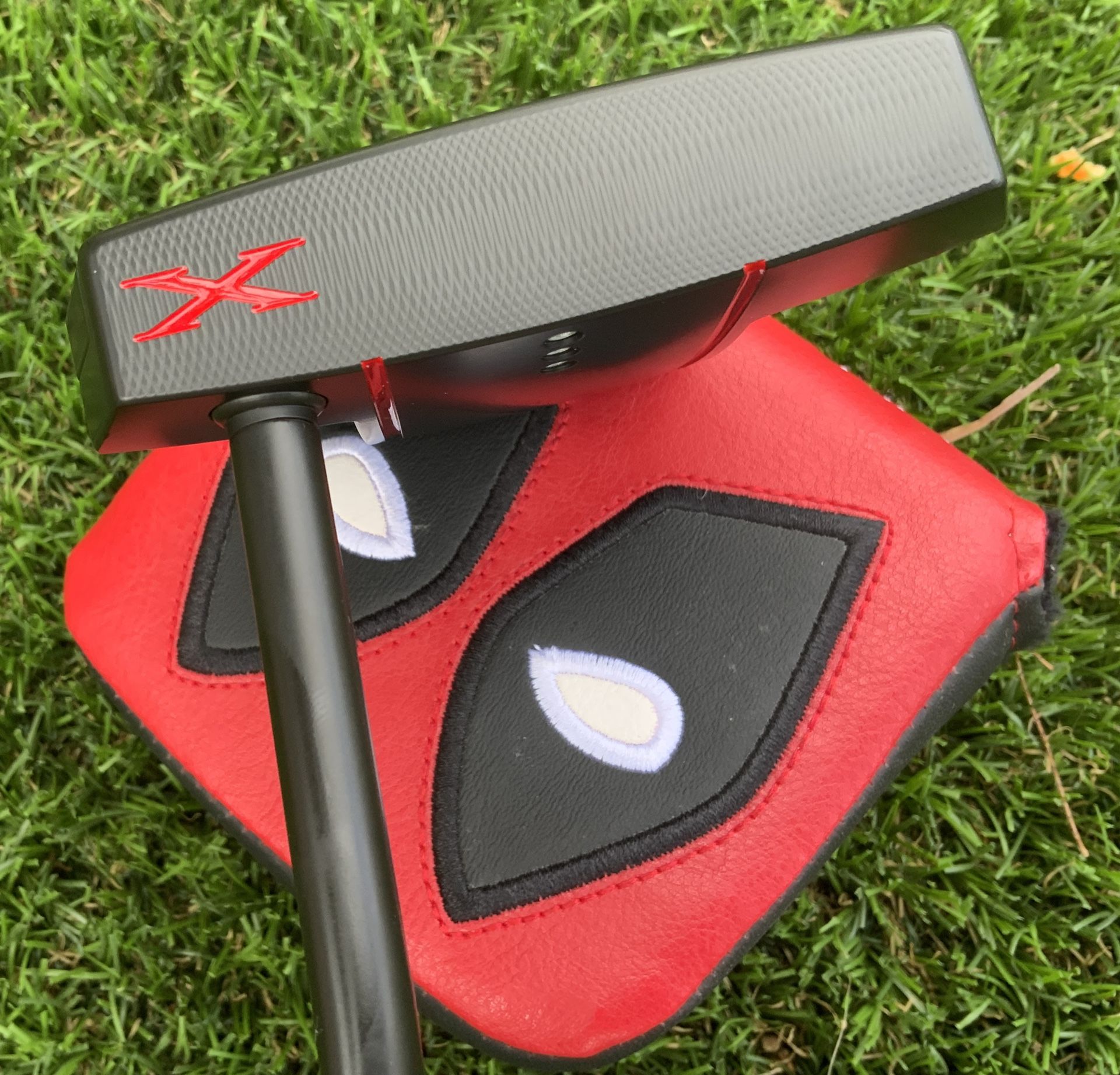 DeadPool! Scotty Cameron Armored Phantom X 7 - DeadPool + Scotty Cover ...