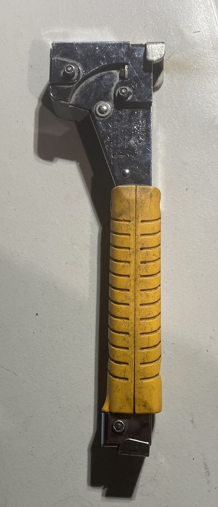 Arrow Model HT50P Heavy Duty Hammer Stapler for Sale in Everett, WA ...