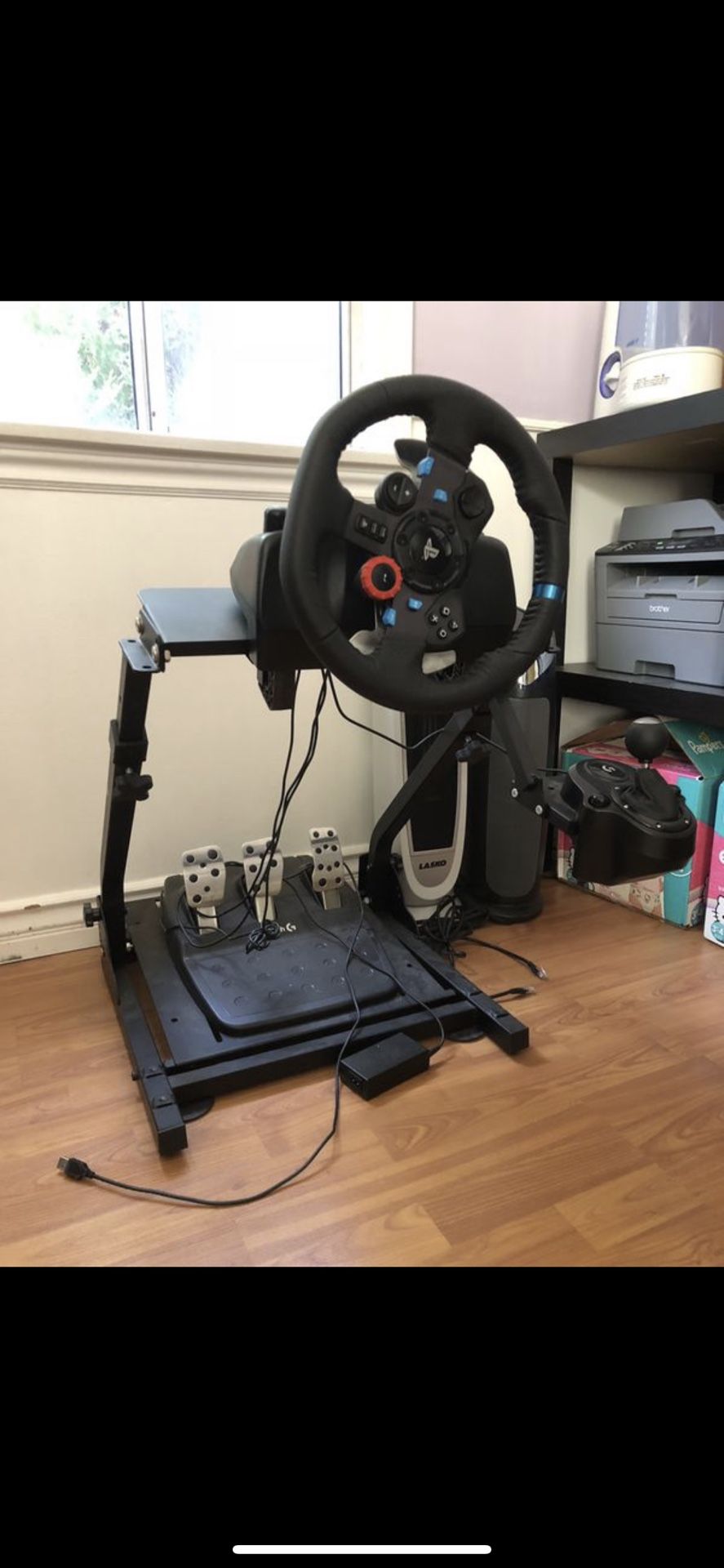 Logic tech steering wheel.. for Sale in Huntington Beach, CA - OfferUp
