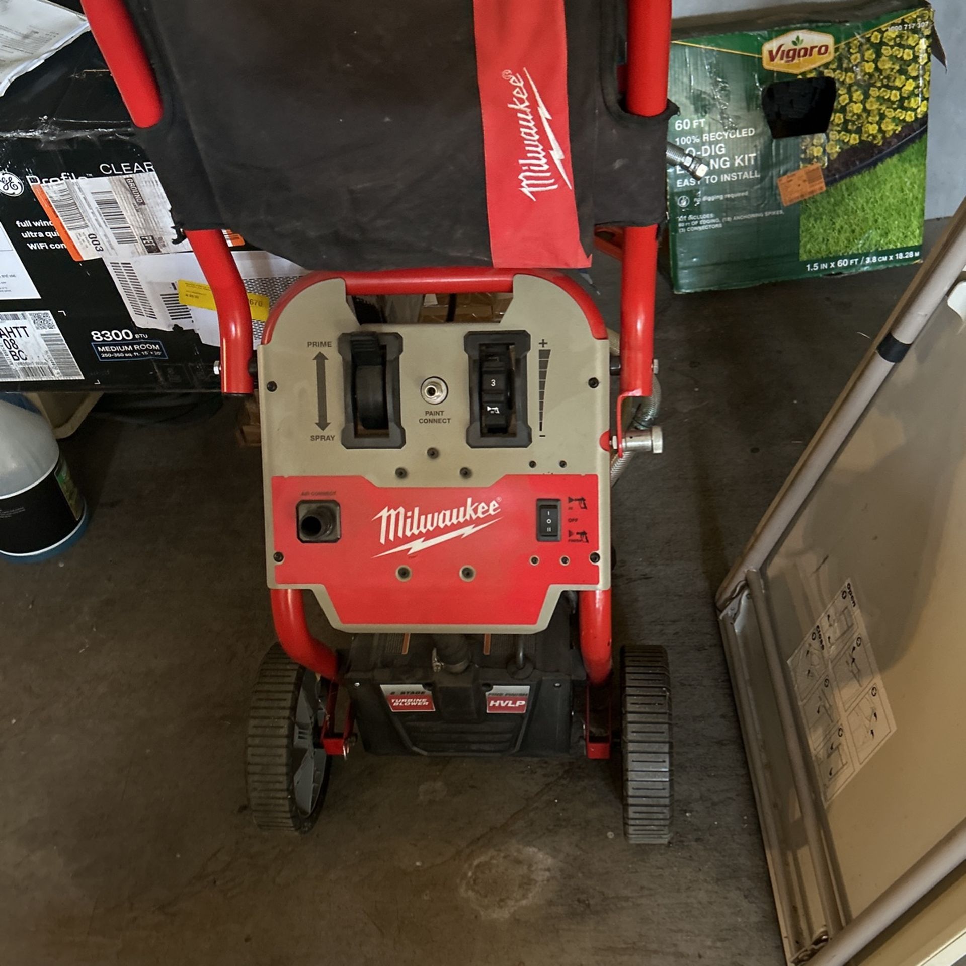 Milwaukee Airless/Finish Paint Sprayer for Sale in Phoenix, AZ - OfferUp