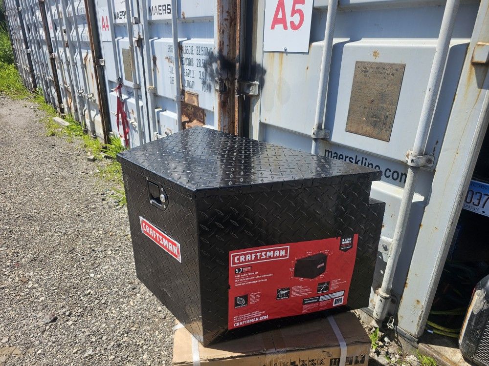 Craftsman Truck Trailer Tool Box for Sale in Darien, IL - OfferUp