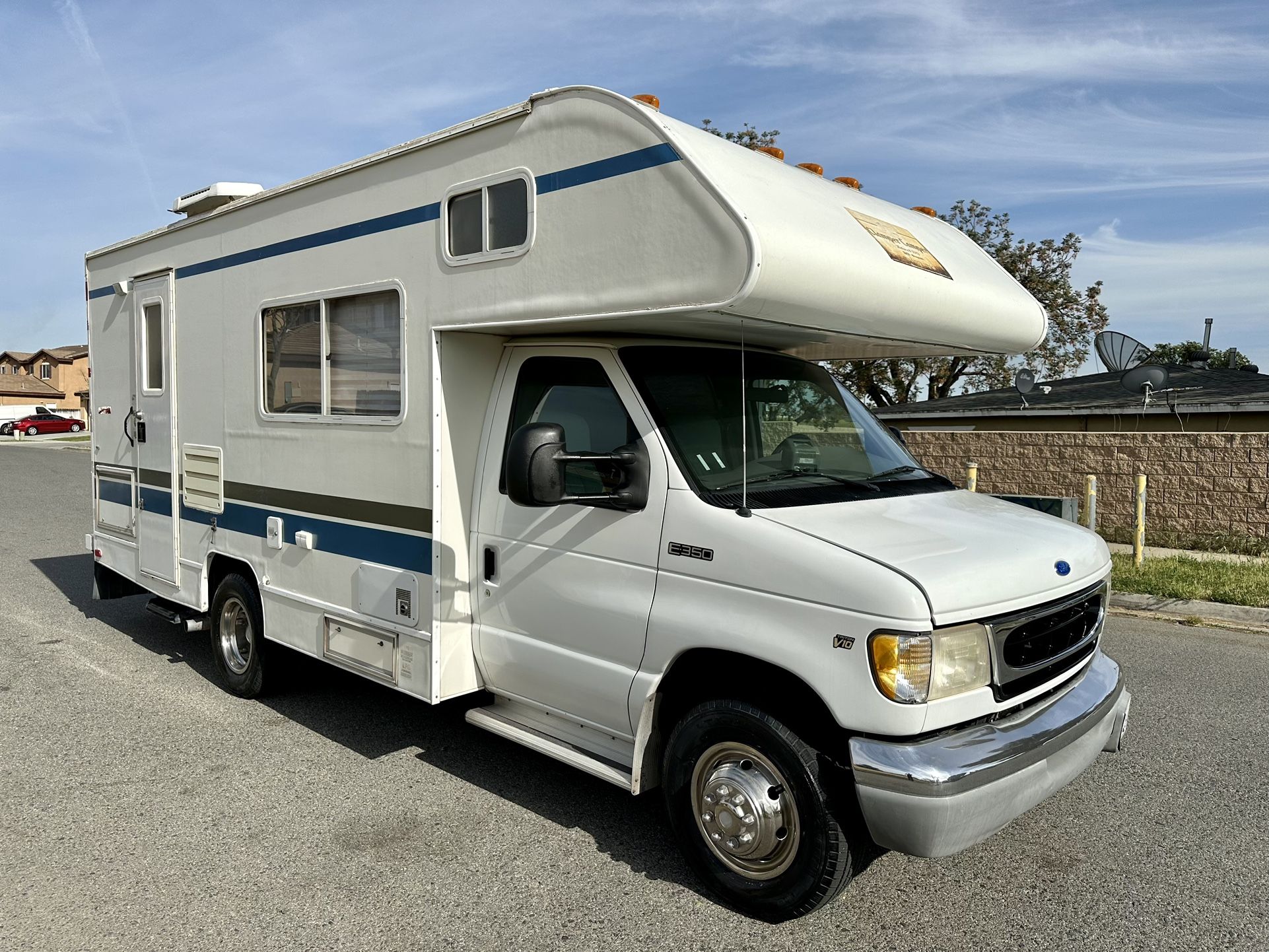1998 Jamboree 22FT Class C Motorhome for Sale in Norco, CA - OfferUp