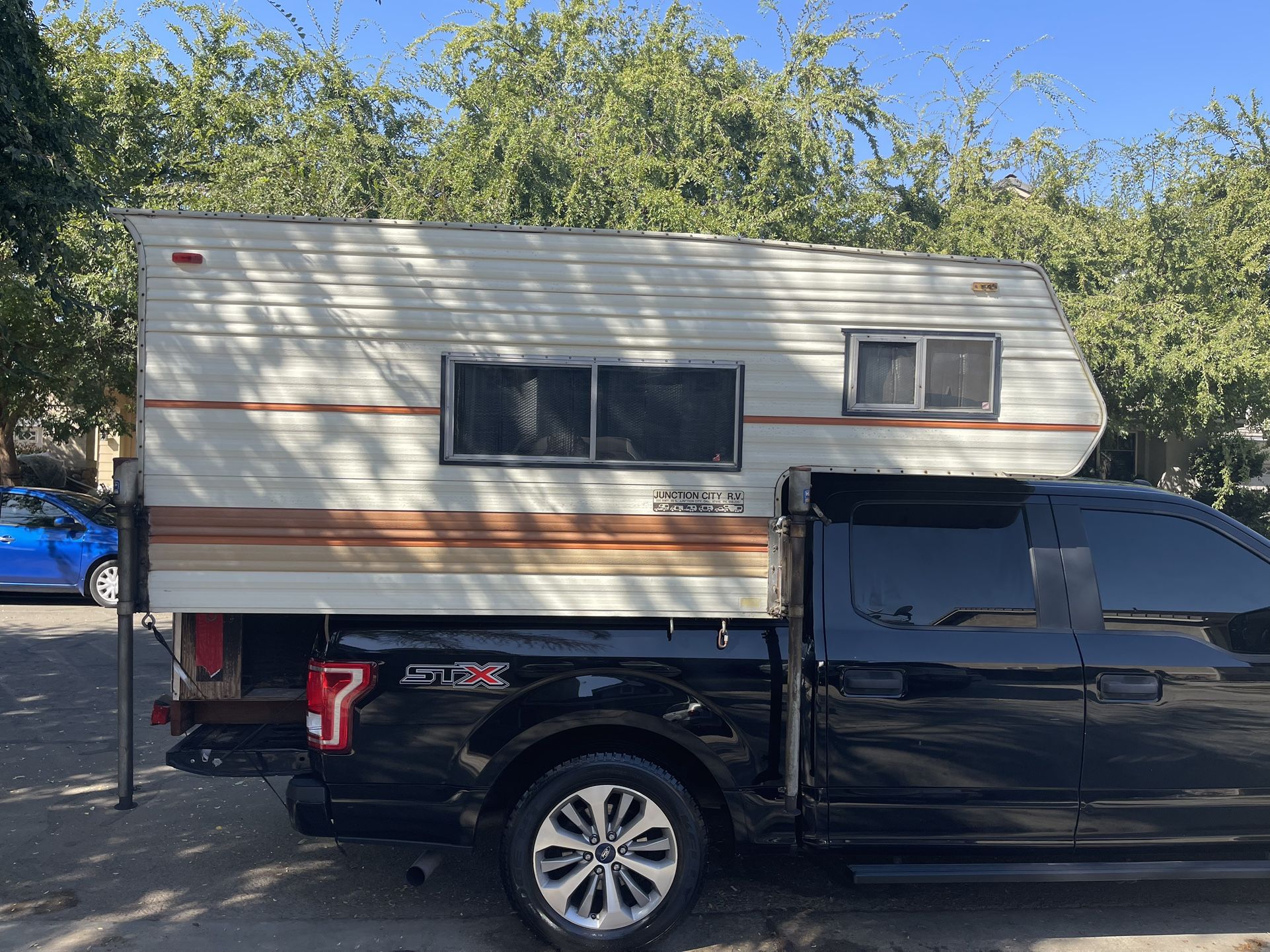 Cab over Camper for Sale in Reedley, CA - OfferUp