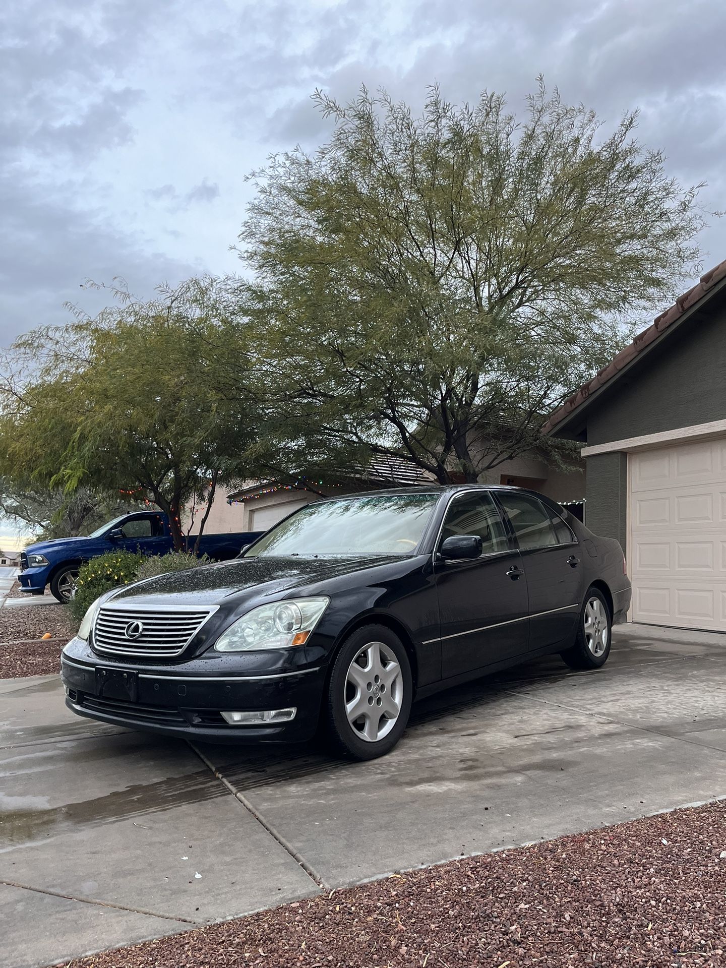 2004 Lexus LS 430 for Sale in Buckeye, AZ - OfferUp