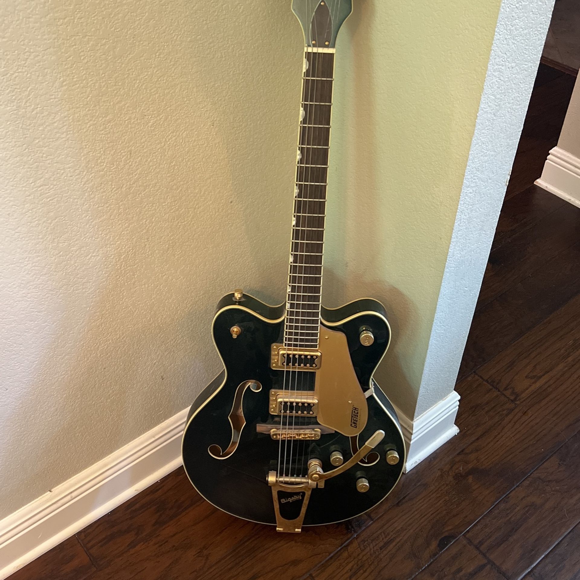 Gretsch Bigsby for Sale in Midland, TX - OfferUp