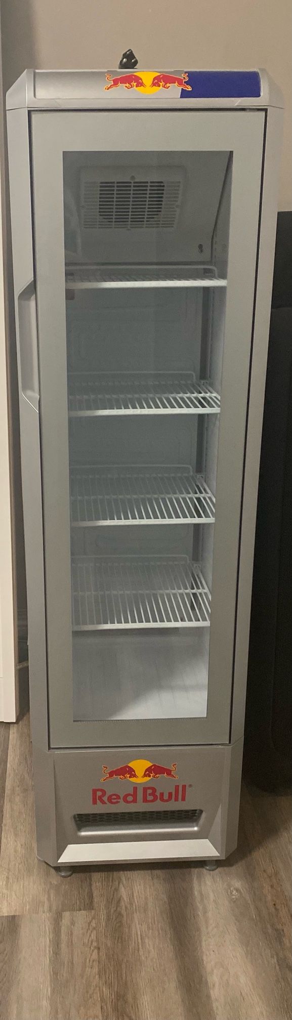 Red Bull RB-SMC 106 ECO CCR Slim Medium Cooler 3.18cu.ft 115V New Open ...