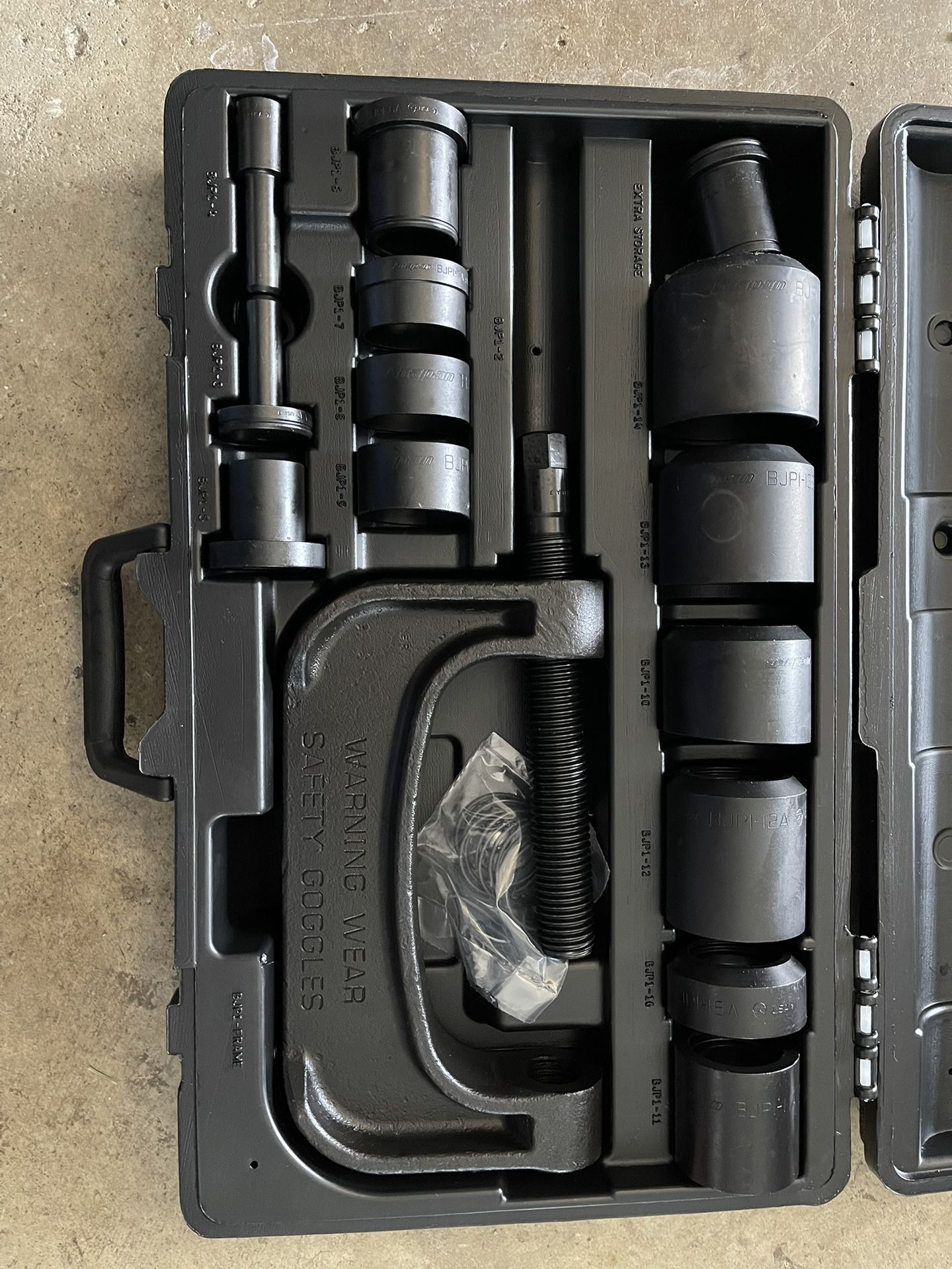 Snap On Master Ball Joint Kit for Sale in Addison, IL - OfferUp