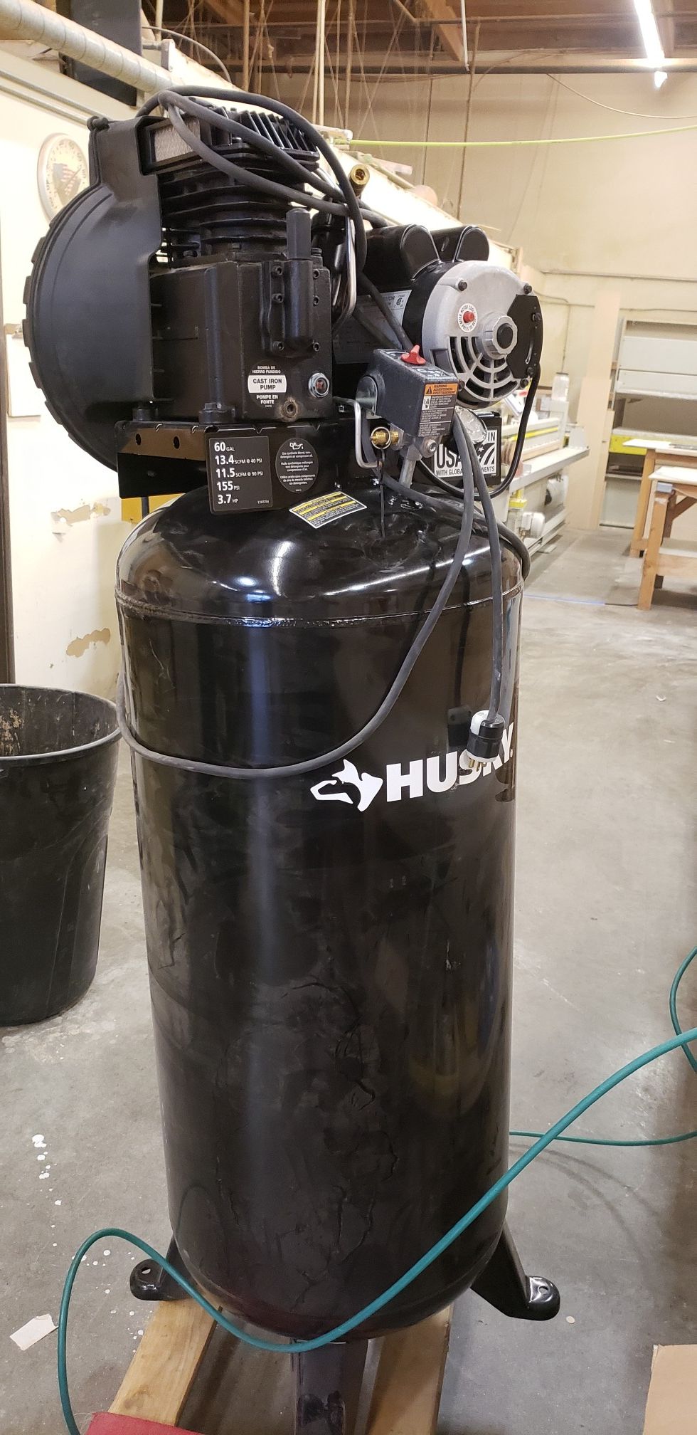 Husky 60 gallon compressor for Sale in Gardena, CA - OfferUp
