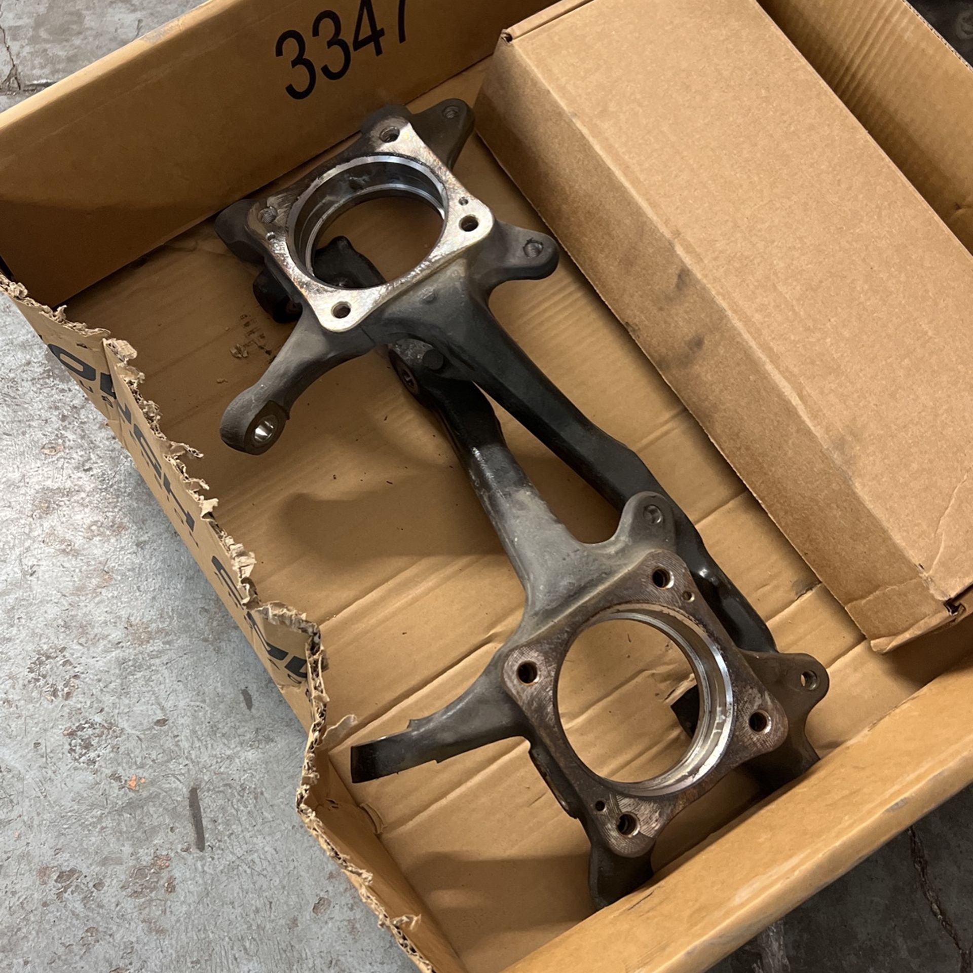 Toyota Tacoma 2019 Toyota Tacoma TRD 2wd Knuckle / Spindle for Sale in ...