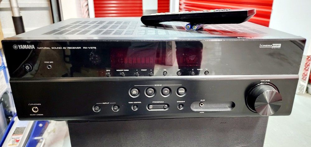Yamaha RX-V379 5.1-channel home theater receiver with Bluetooth for ...