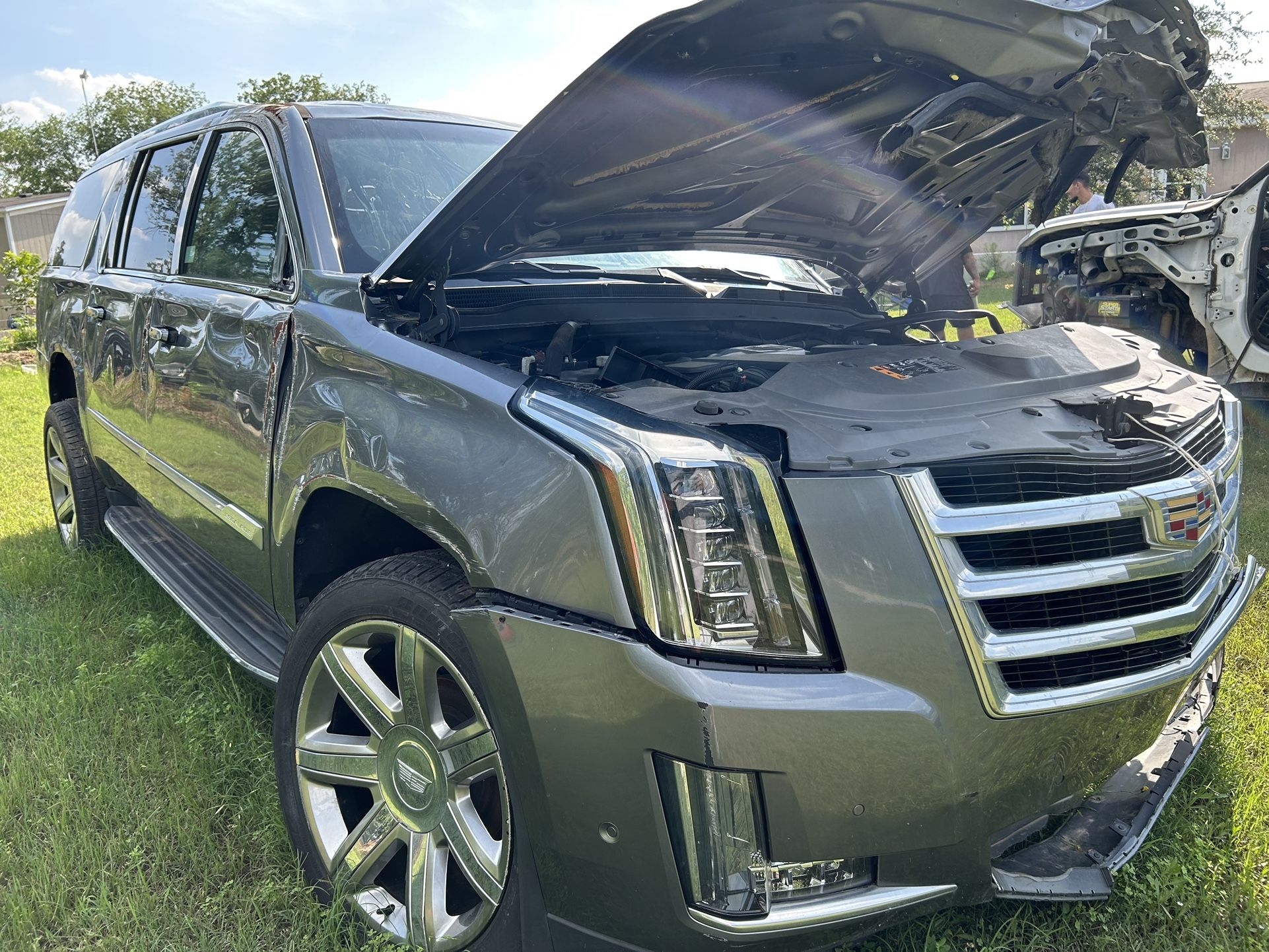 Escalade Interior Parts | Cabinets Matttroy