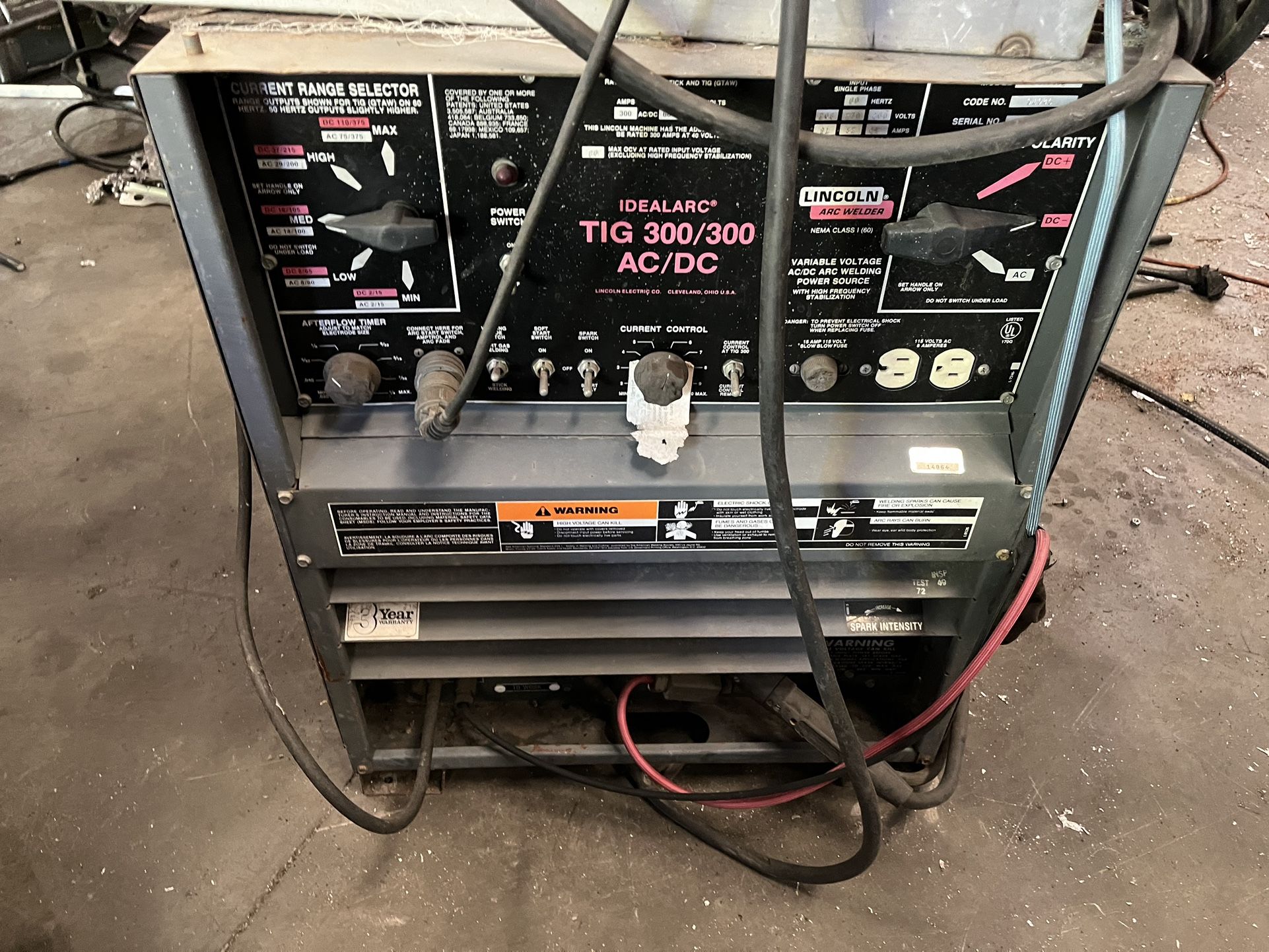Lincoln Idealarc Rig 300/300 Welder for Sale in Bloomington, CA - OfferUp