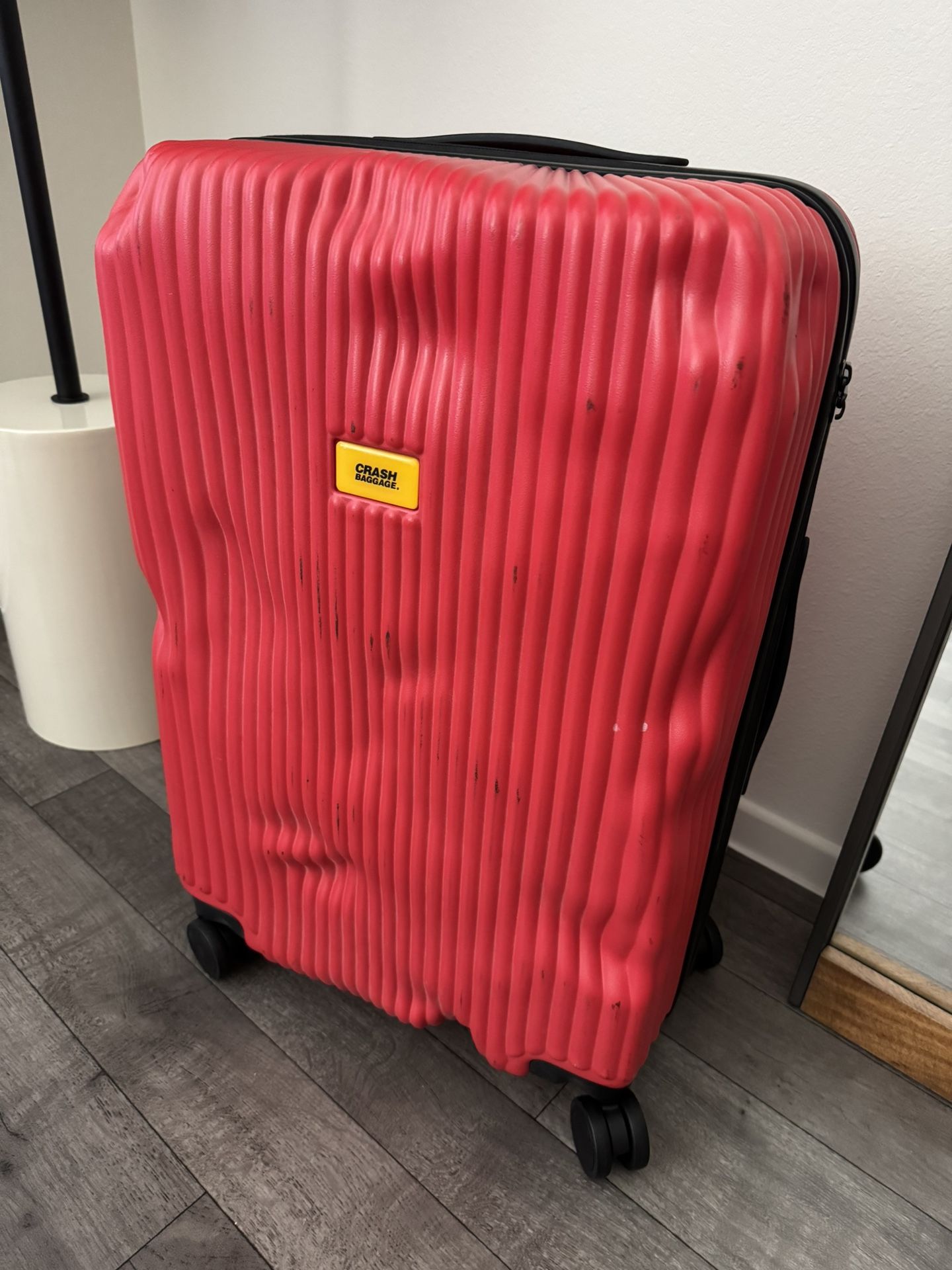 CRASH BAGGAGE ICON - LUGGAGE for Sale in Las Vegas, NV - OfferUp