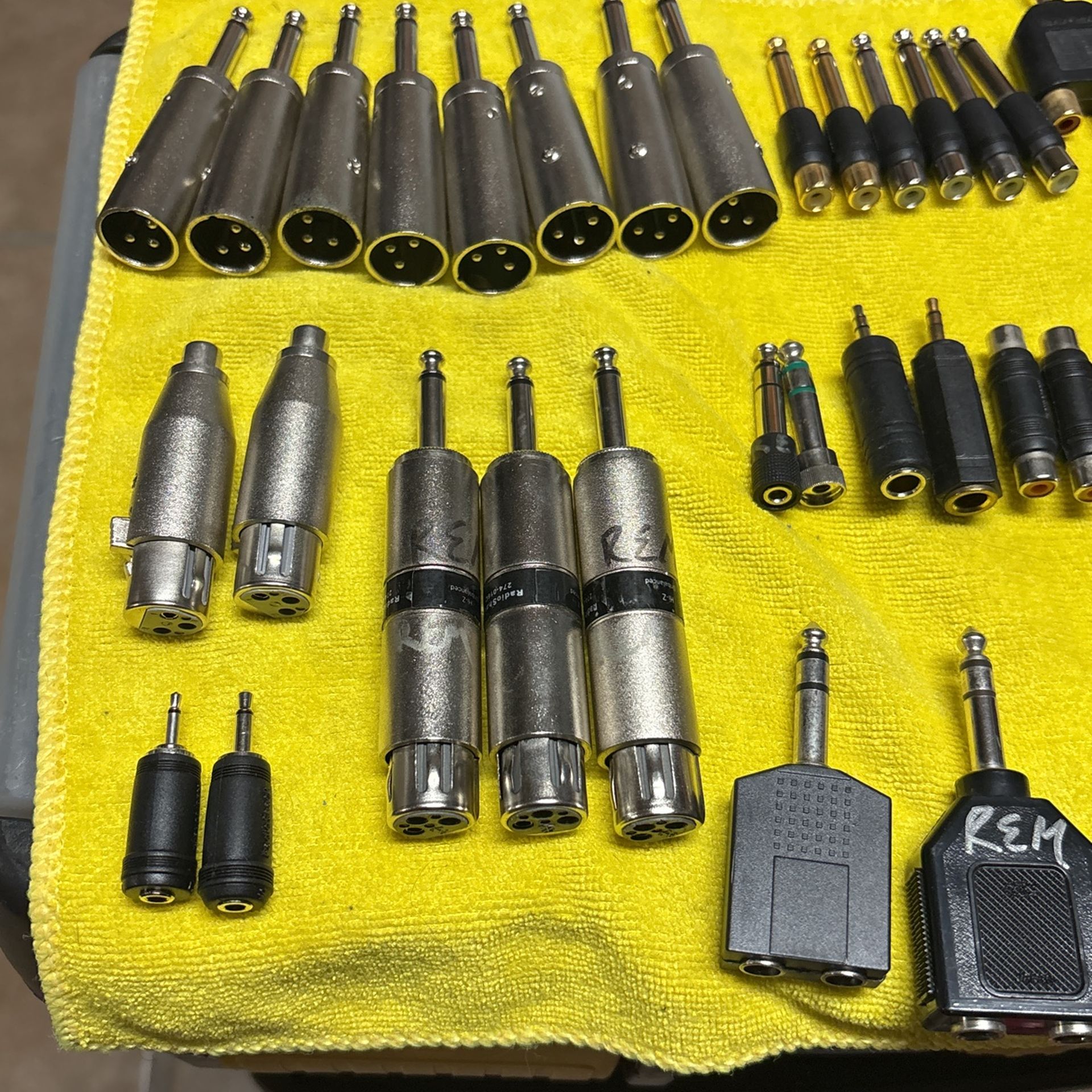 Lot Of Audio Adapters And Adapter Cables for Sale in Los Angeles, CA ...