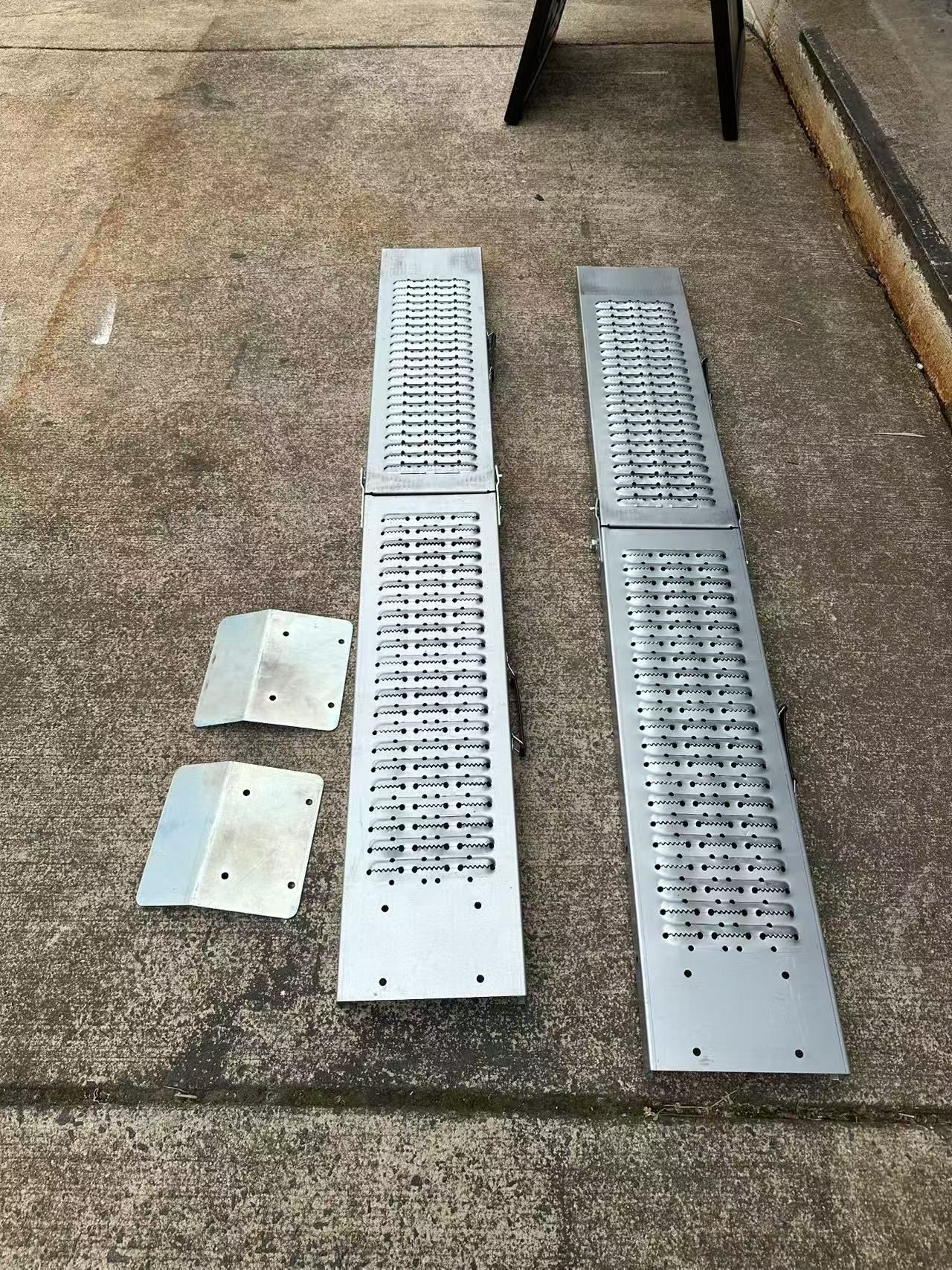 73'' x 9''Loading Ramp Set Pack of 2 Folding Ramp Galvanized Steel 880 ...