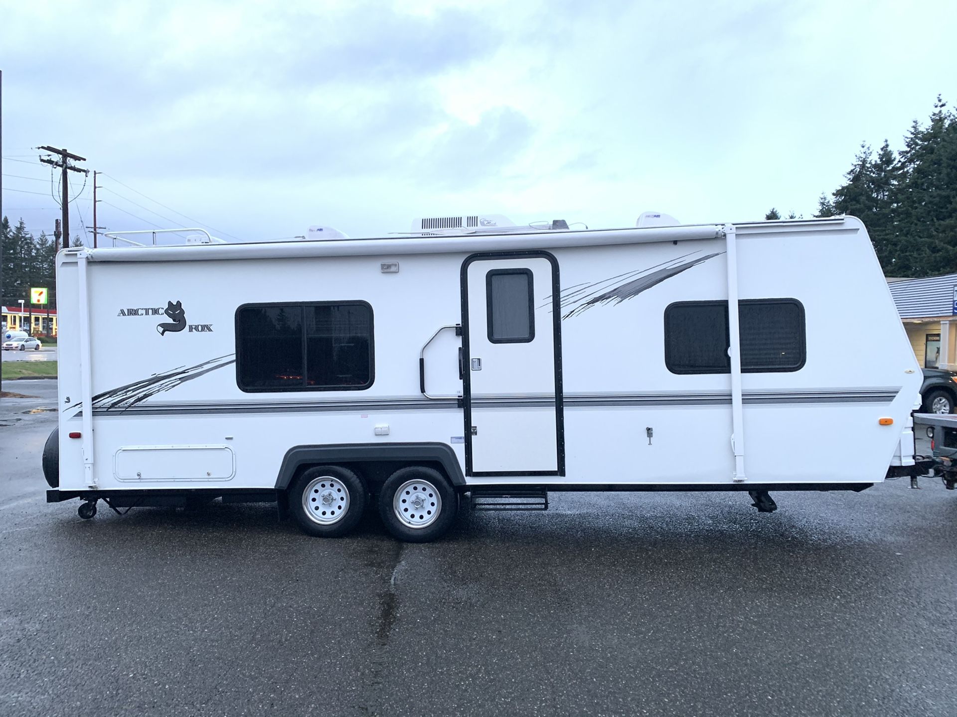 2000 Arctic FOX travel trailer for Sale in Puyallup, WA - OfferUp
