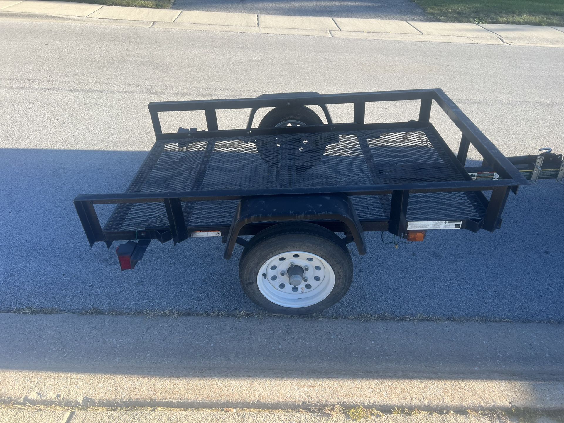 Small Utility Trailer for Sale in Palos Heights, IL - OfferUp