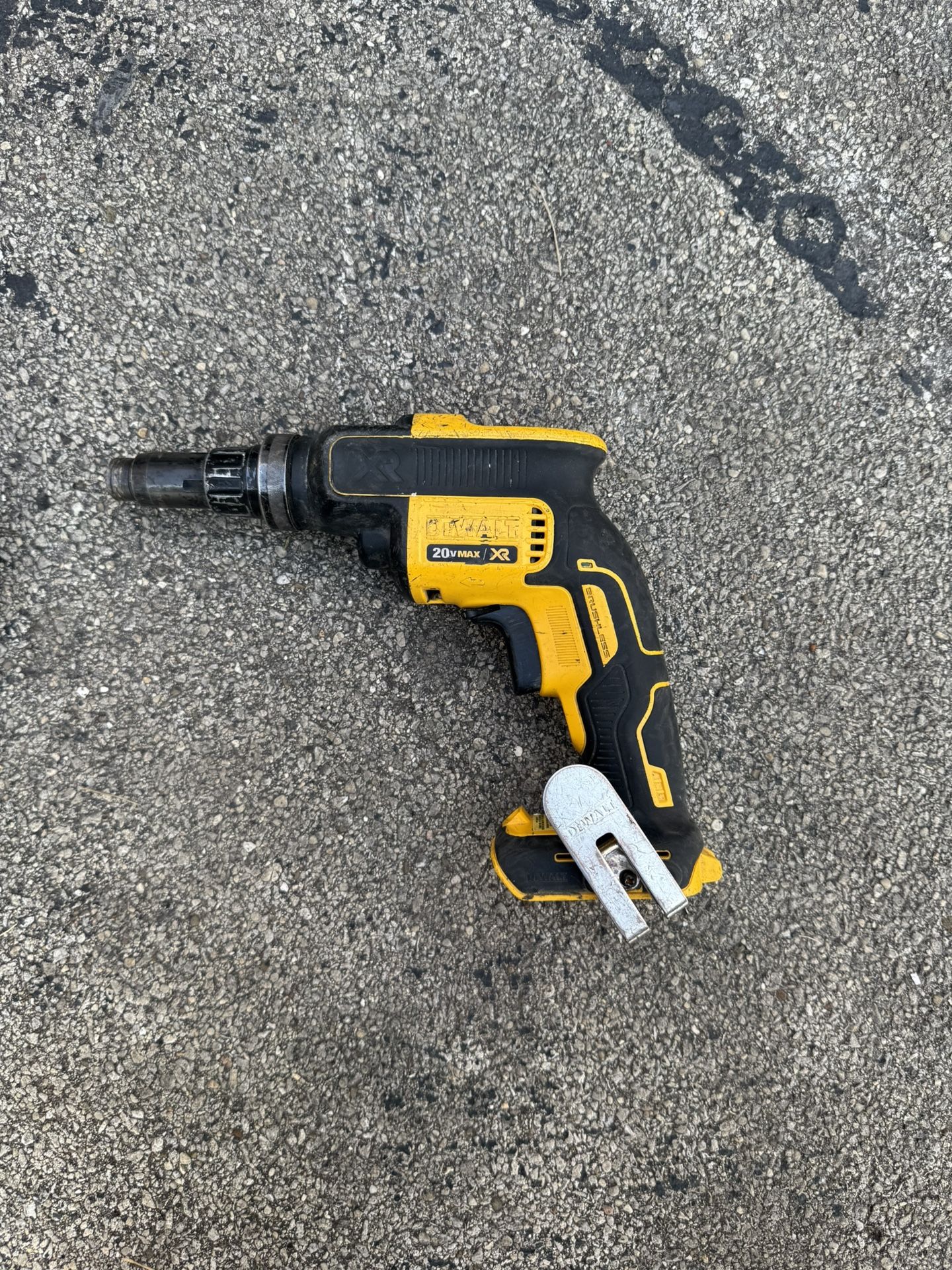 Toque screw Gun Dewalt for Sale in Burbank, IL - OfferUp