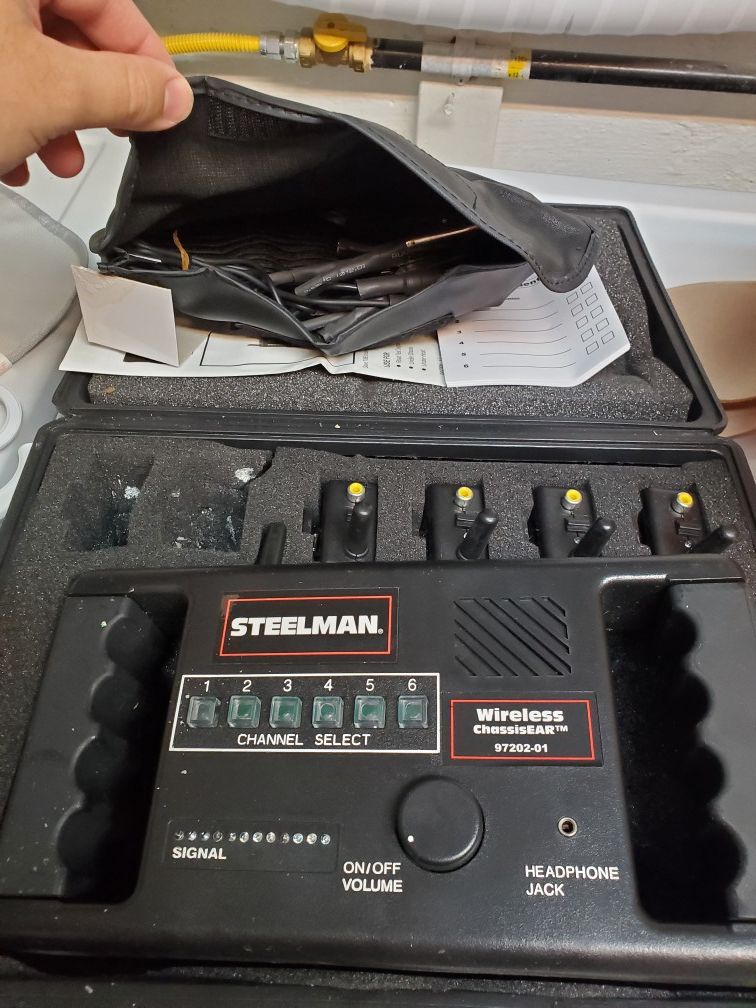 Steelman 4 channel wireless chassis ears for Sale in Chicago, IL - OfferUp