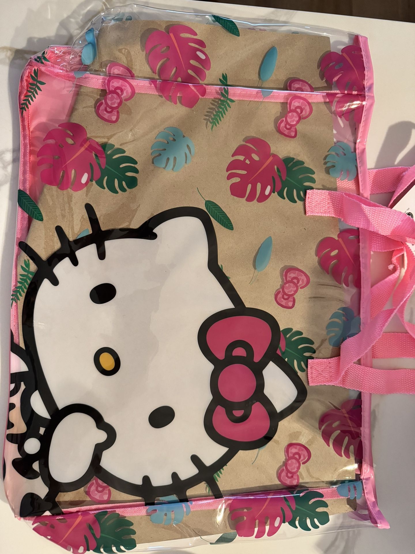 Hello kitty beach bag for Sale in Pico Rivera, CA - OfferUp