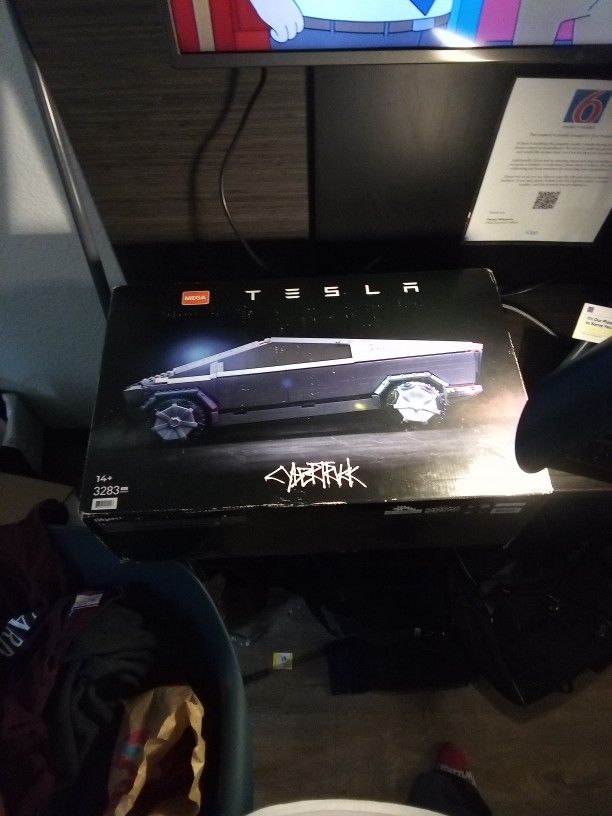 Mega Tesla Cybertruck Lego Set for Sale in Seattle, WA - OfferUp