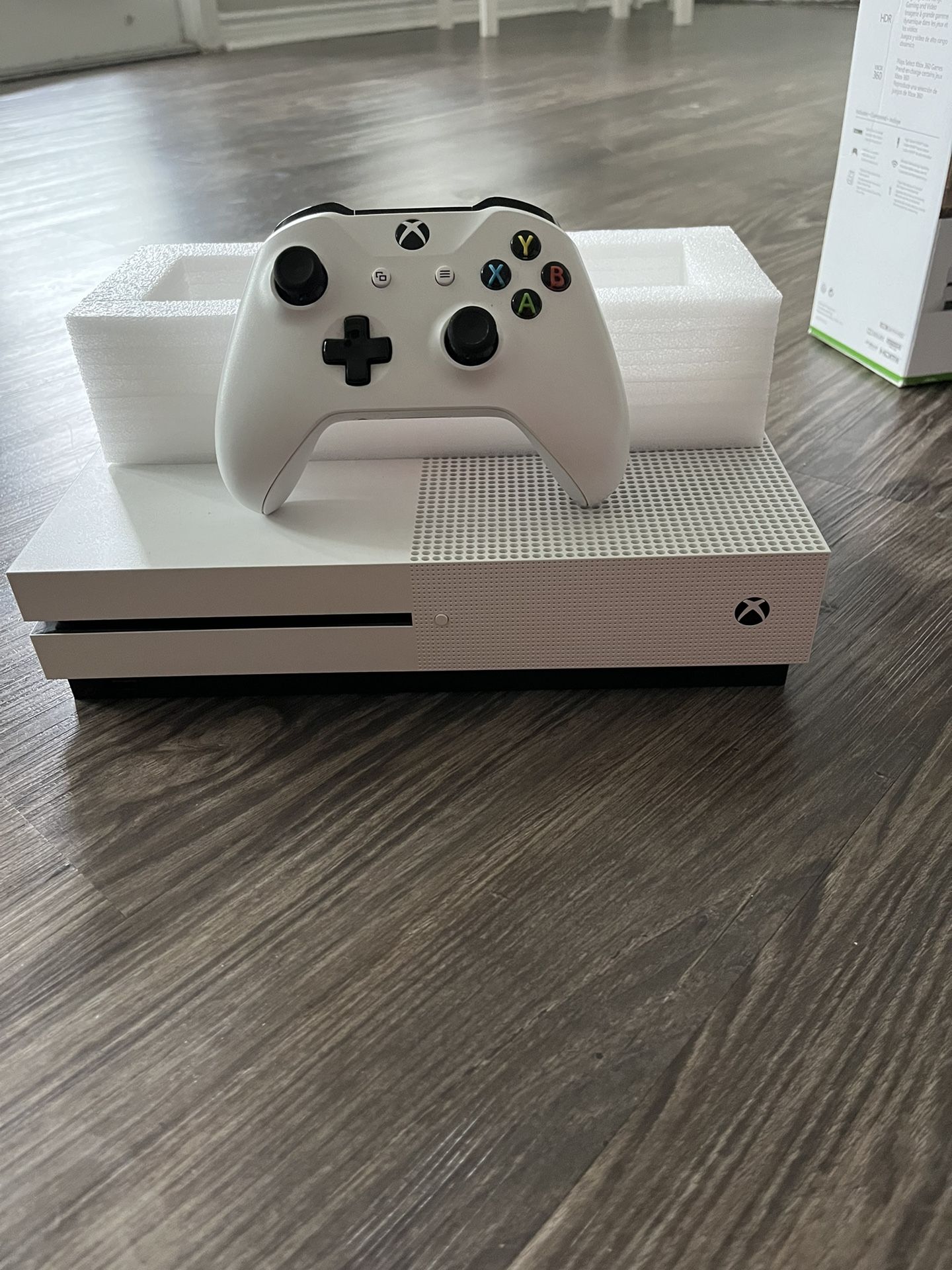 Move out sale -Xbox for Sale in Pflugerville, TX - OfferUp