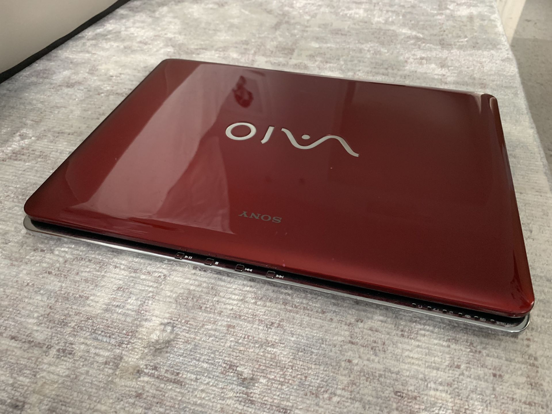 Sony Vaio 13in Laptop - Red with Microsoft Vista for Sale in Miami, FL ...