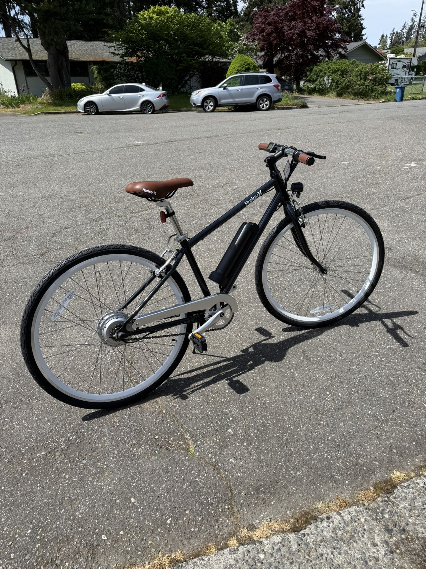 Hurley Electric Bike for Sale in Everett, WA - OfferUp