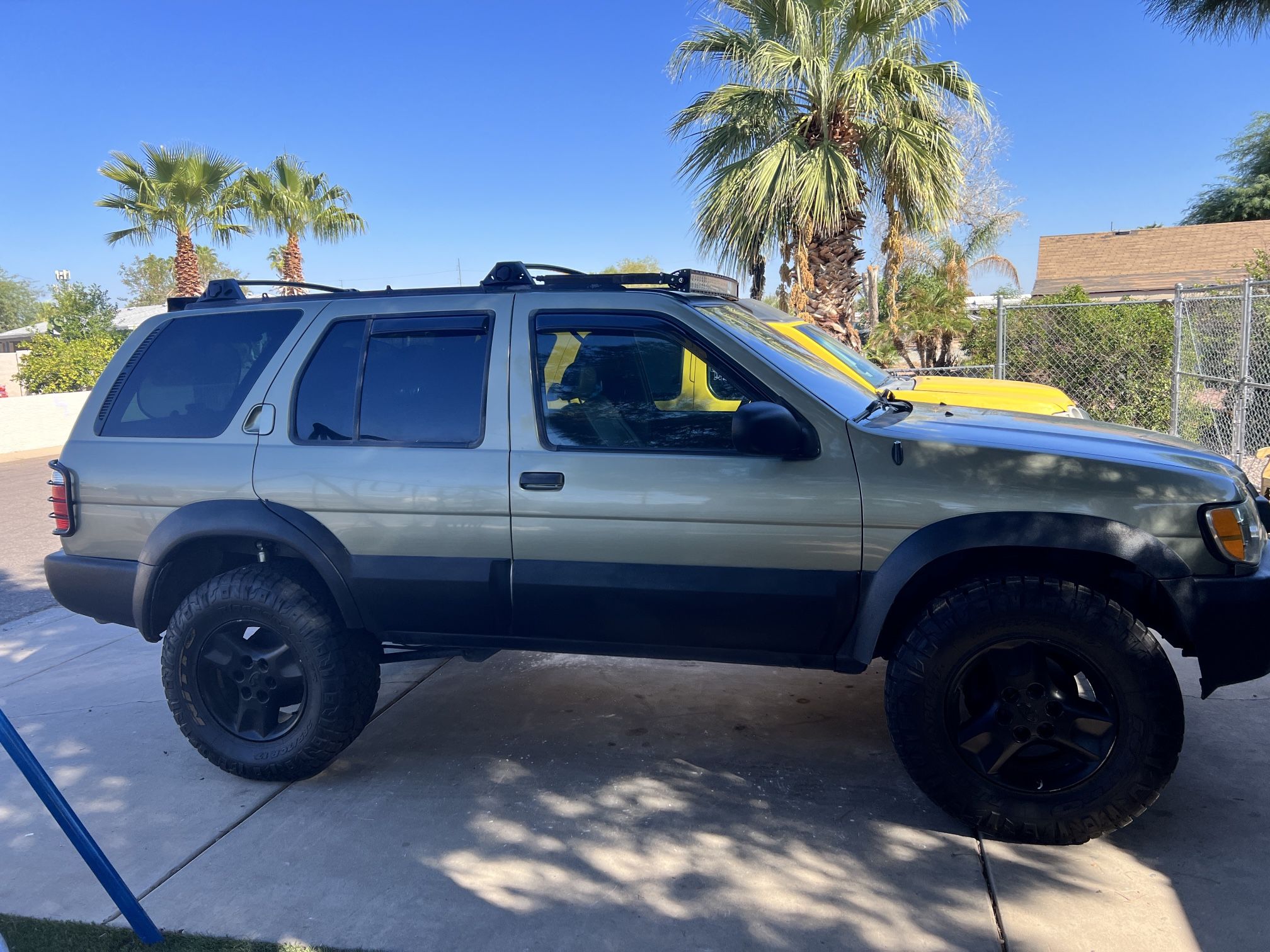 2002 Infiniti QX4 for Sale in Phoenix, AZ - OfferUp