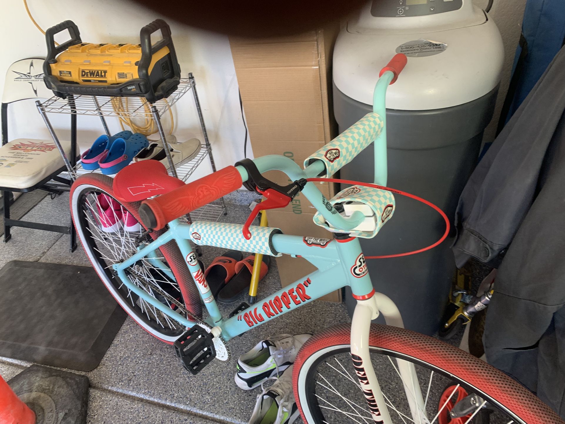 S E Vans Big Ripper 29’ for Sale in Las Vegas, NV - OfferUp