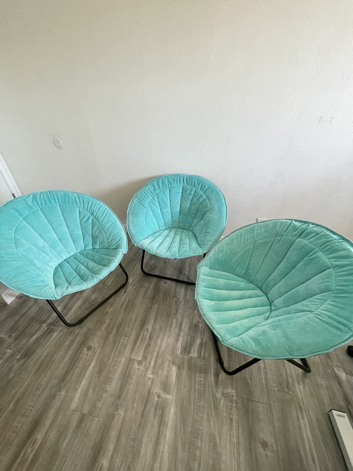Velvet Saucer Chair Chairs Color Teal Light Mint for Sale in Fountain ...